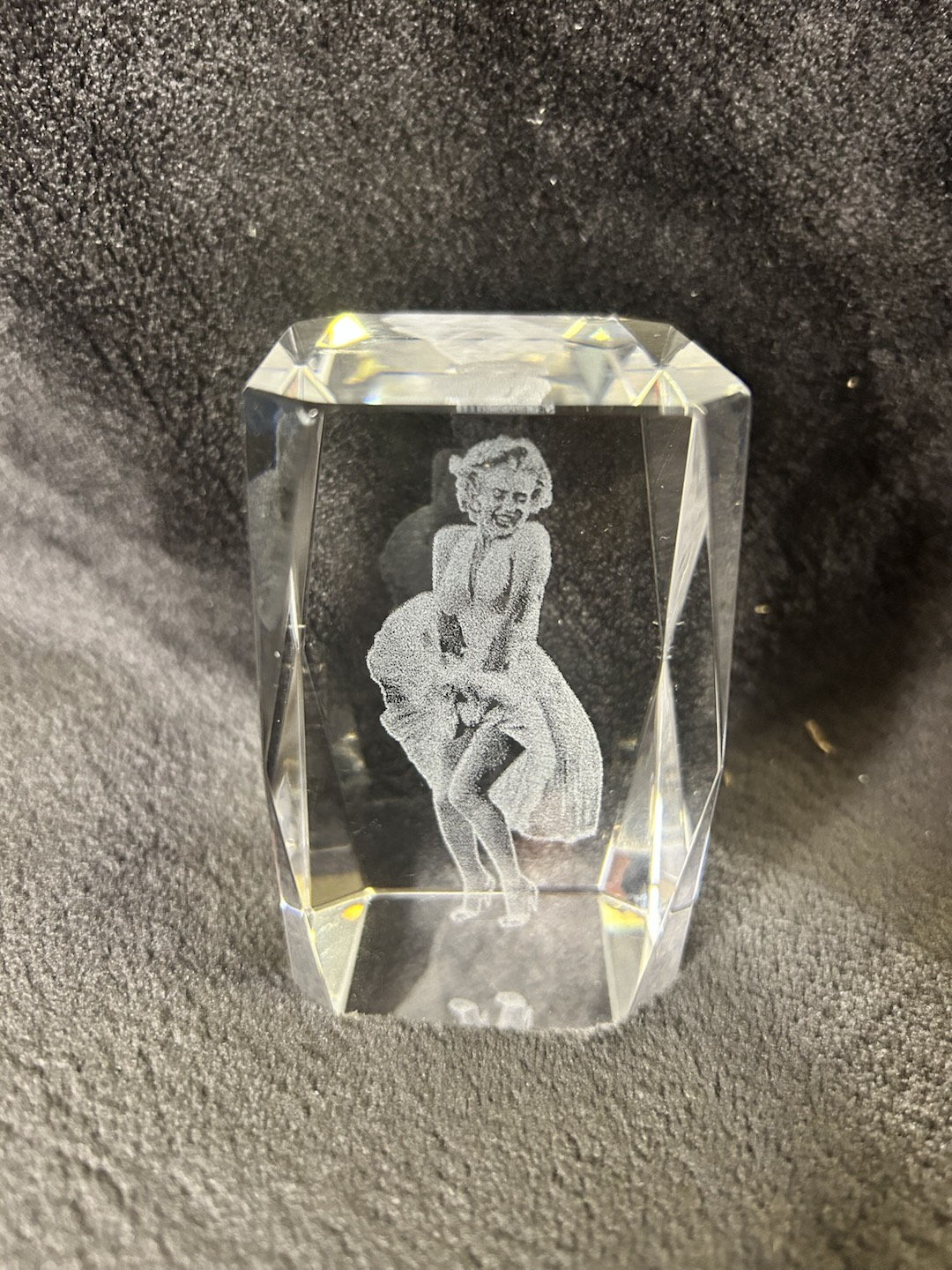 Marilyn Monroe Seven Year Itch Crystal 3D Laser Etched Art Glass ...