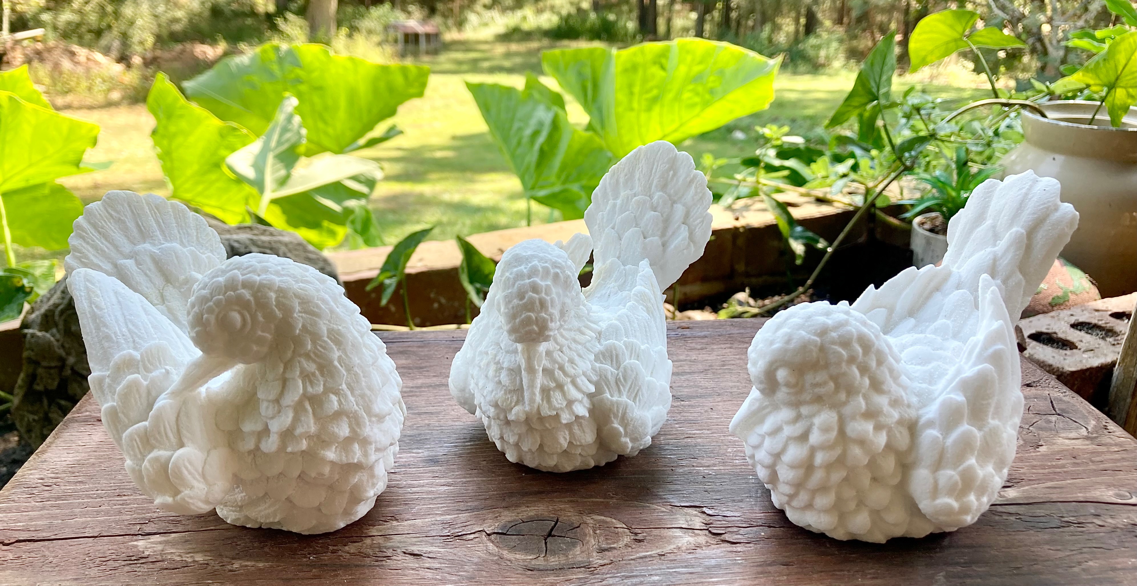 Vintage A. Santini White Alabaster Doves Lovebirds Peace Made in Italy 3pc.