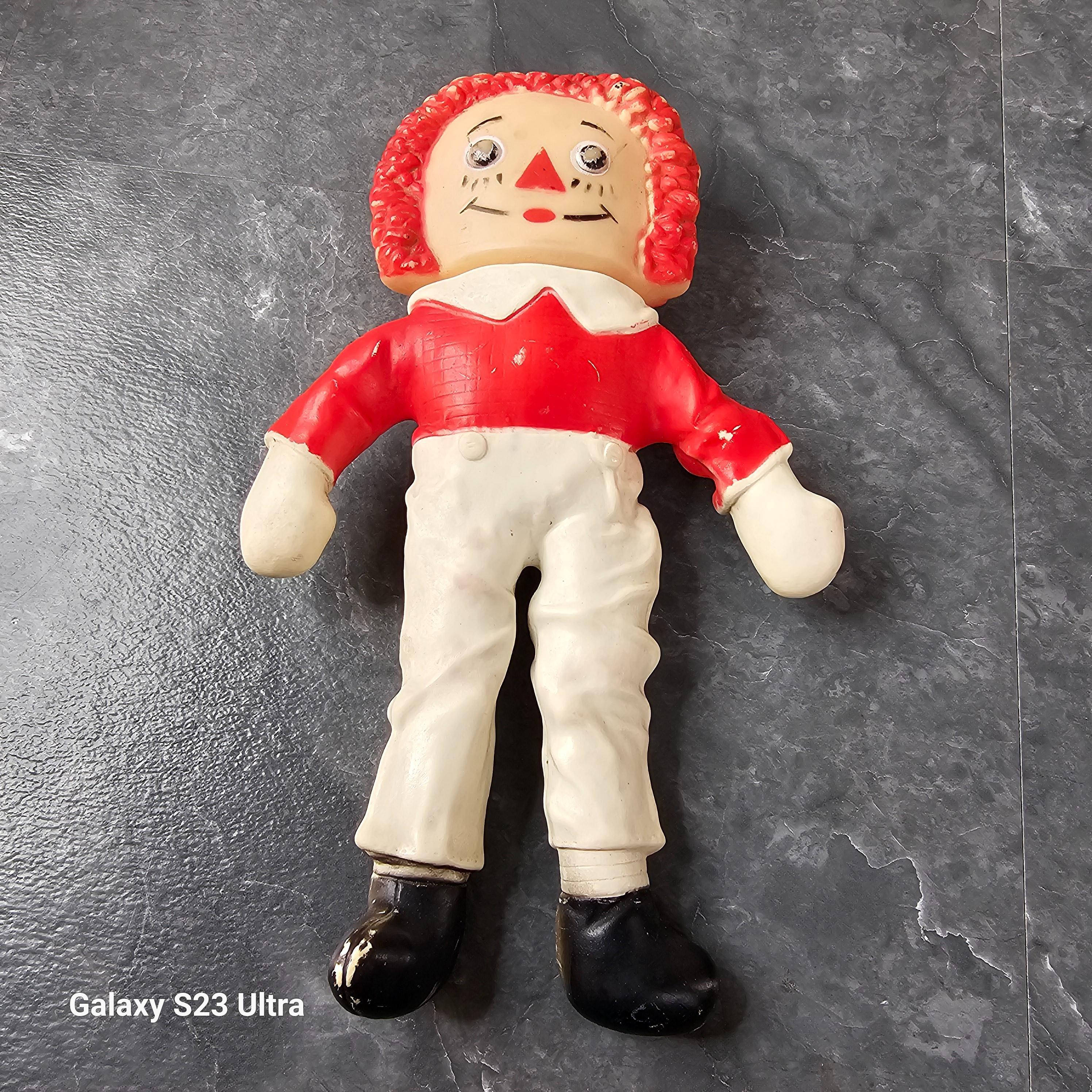 27 - 1965 Bobbs Merrill Raggedy Ann's Brother ANDY Rubber Squeak Toy