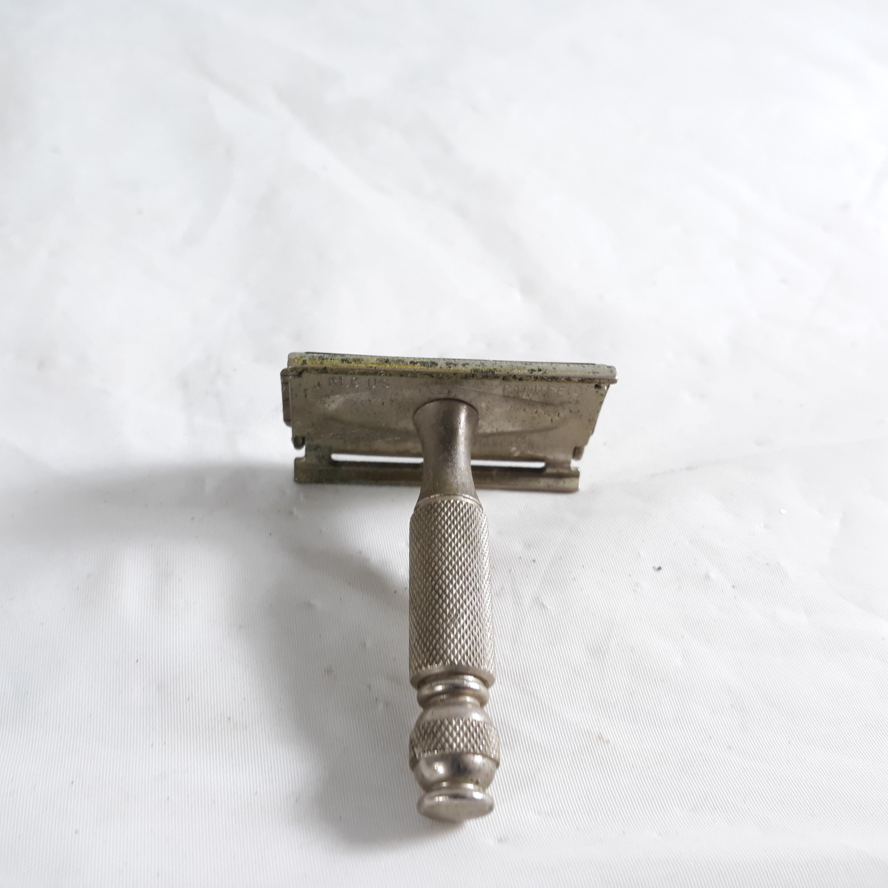 Gillette Travel Razor Small Vintage Double Edge Safety Razor