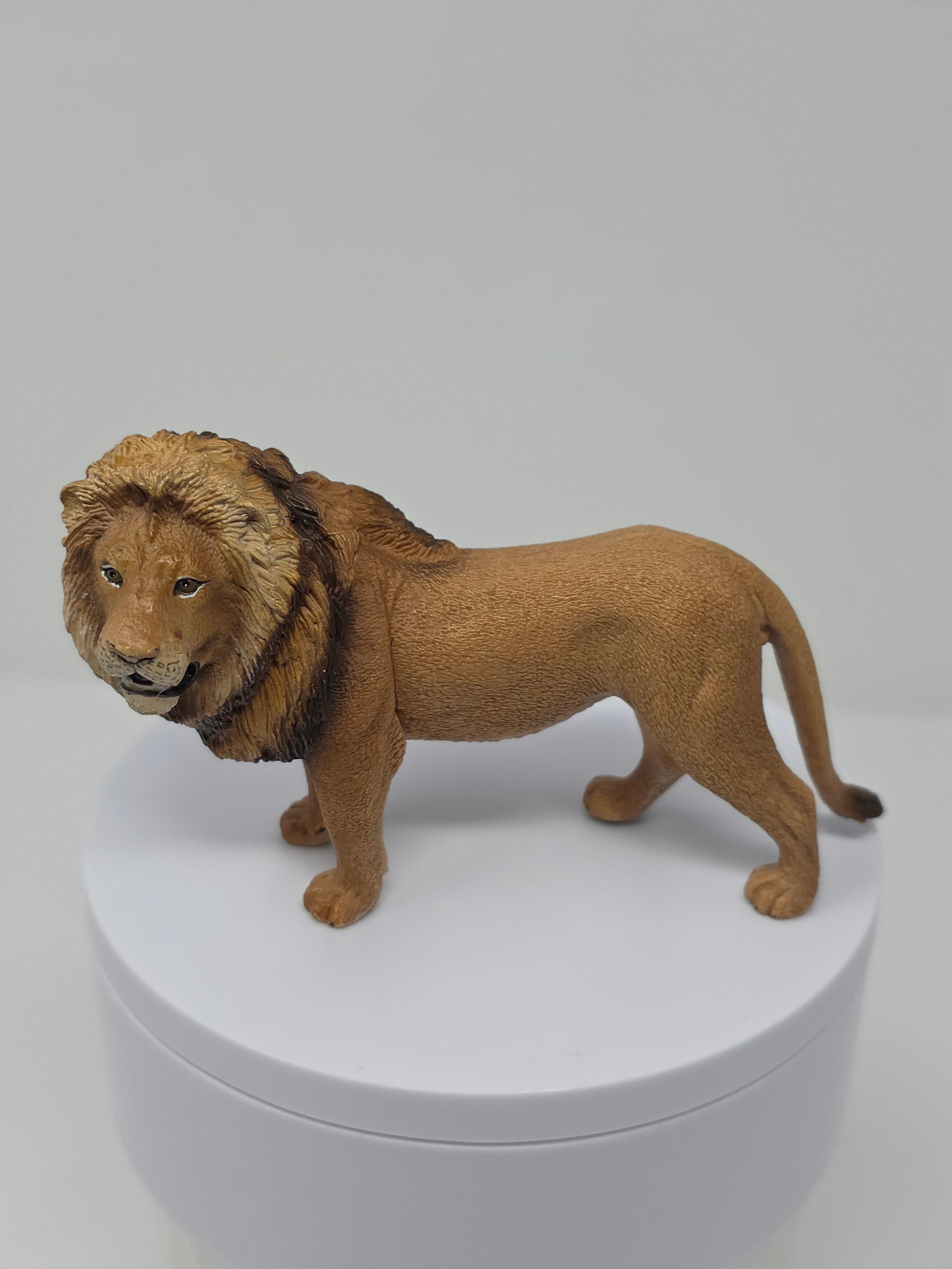 Schleich Male Lion Adult Animal Figure 2007 Am Limes 69 D-73527 Retired ...