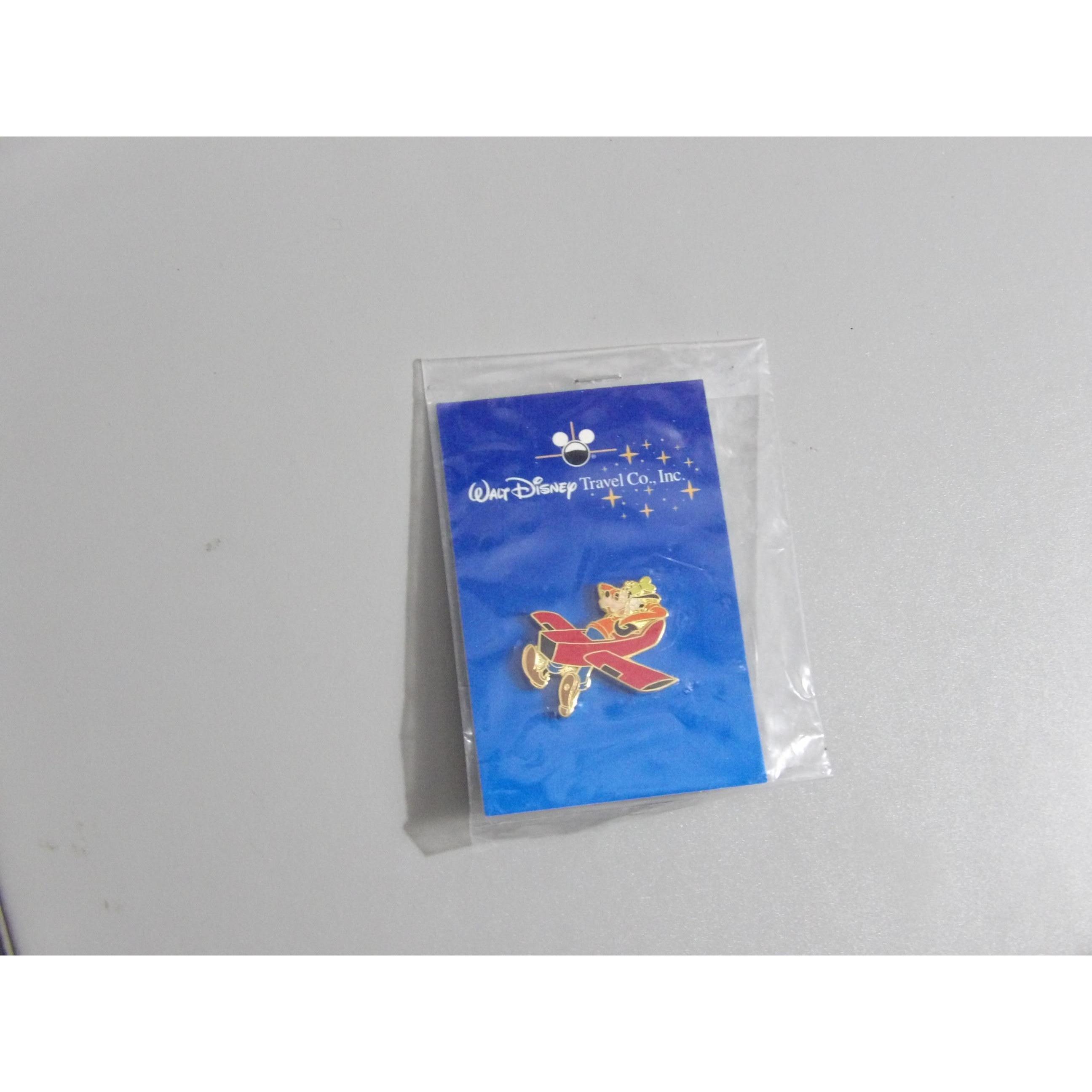 Walt Disney Travel Co Goofy Flying High Pin