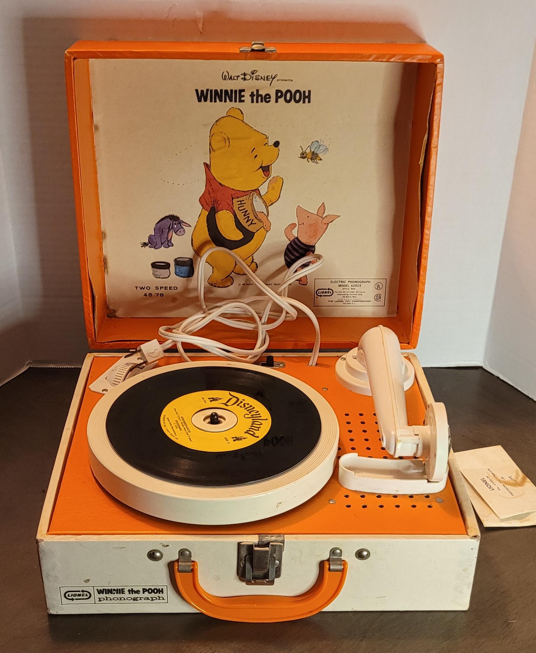Vintage Lionel Walt Disney Winnie the Pooh Portable Phonograph Record ...