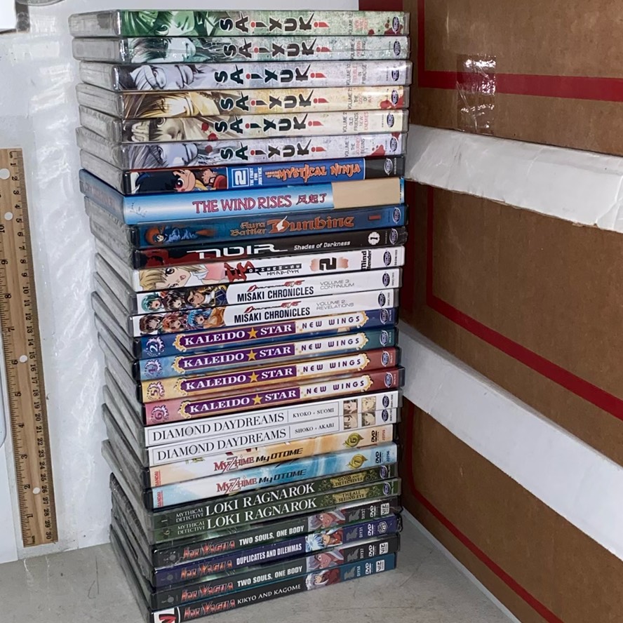 Lot of 27 DVDs, anime, see pictures and description