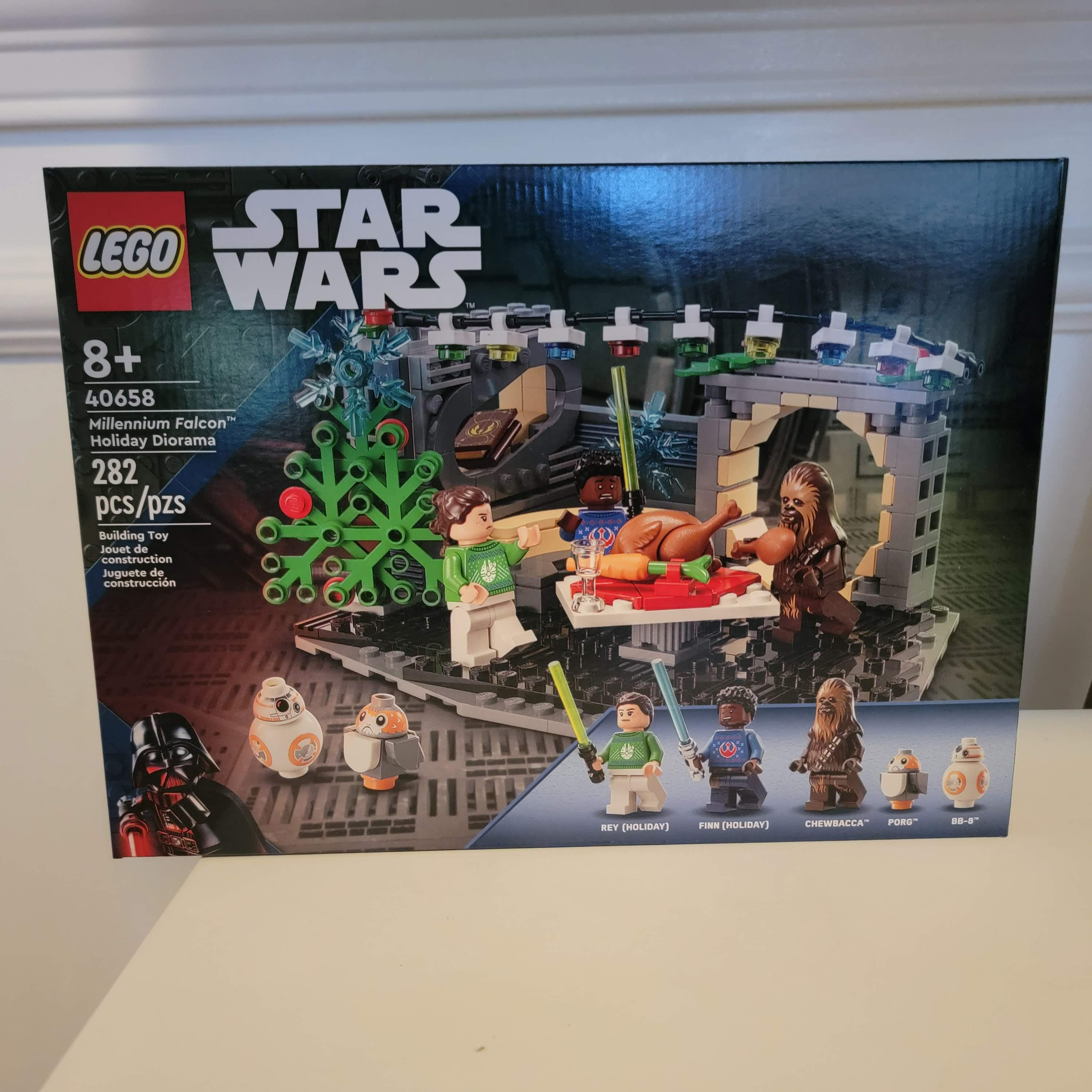 Lego 40658 - Star Wars Millennium Falcon Holiday Diorama, New & Sealed