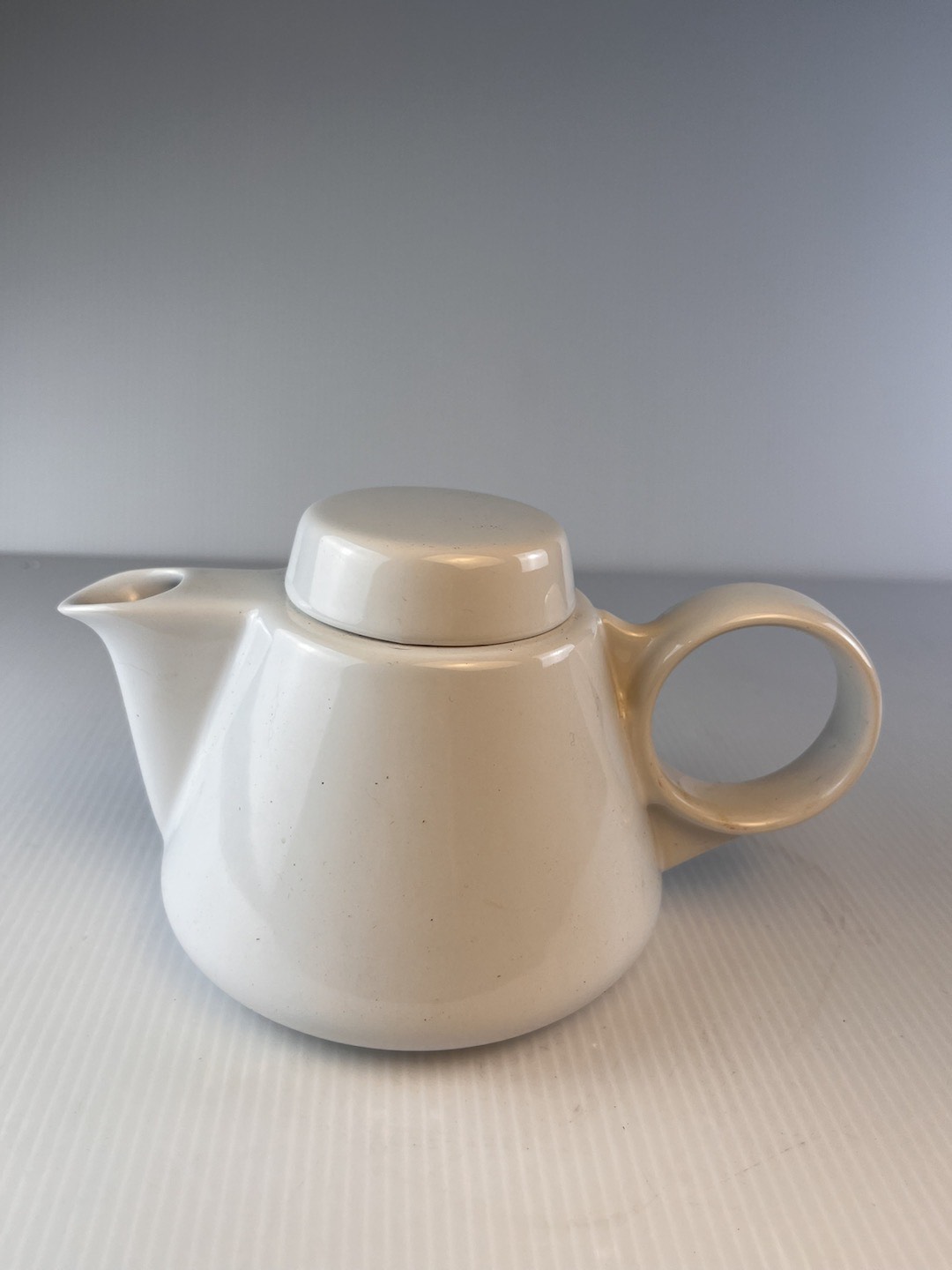 Teapot Personal White Minimalist Scandinavian Design