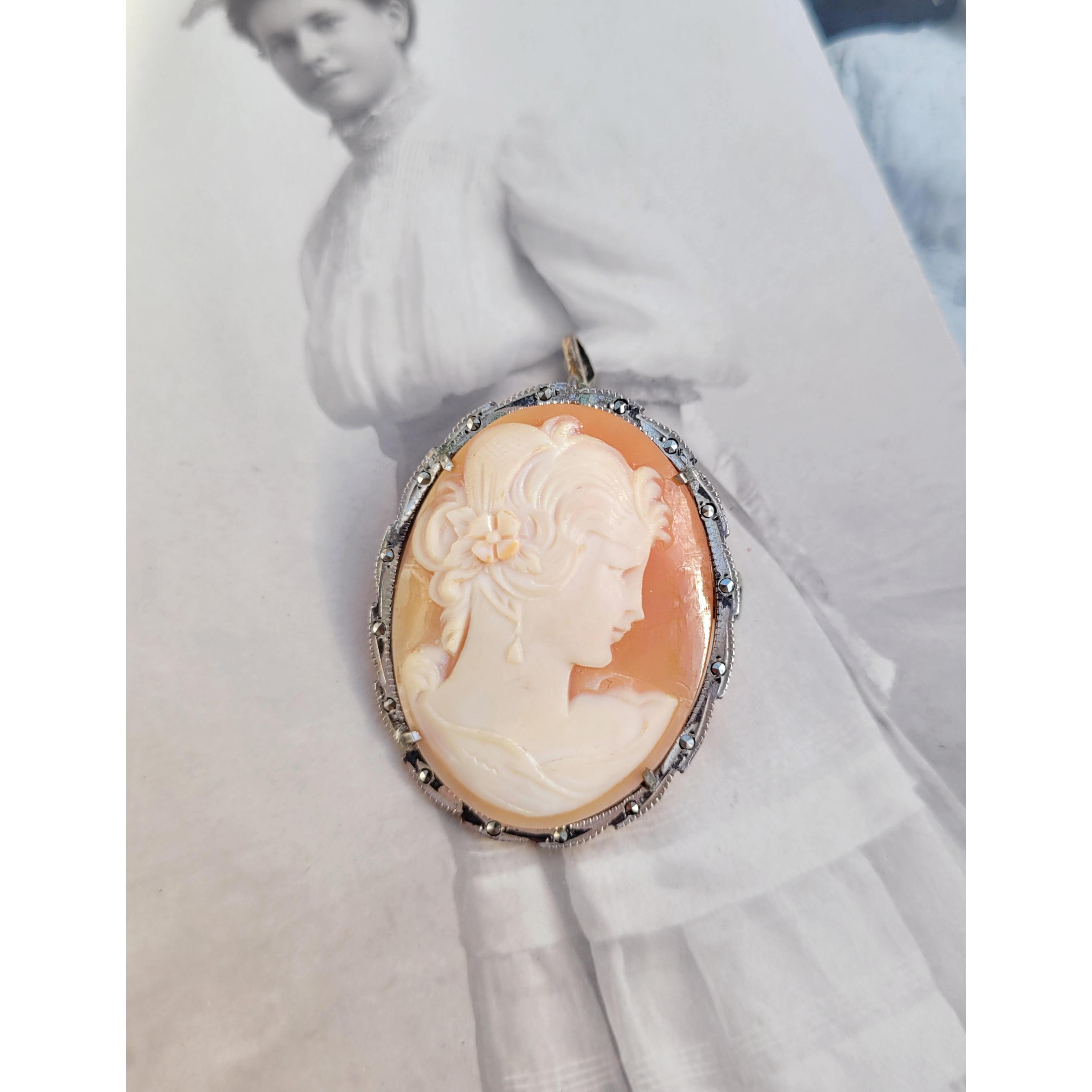 Vintage 800 Silver Shell Cameo Marcasite Brooch Pin Pendant - 4.75g
