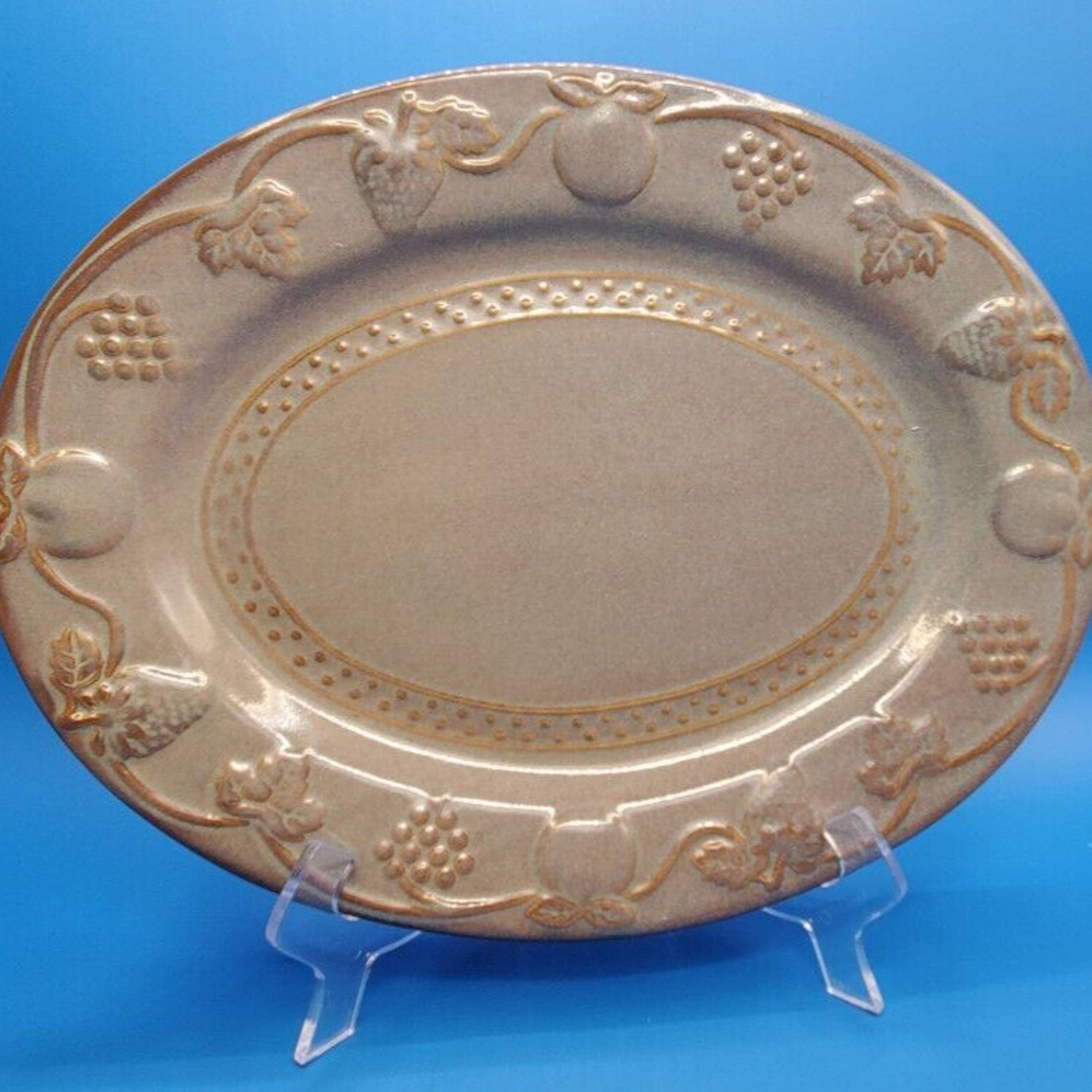 Vintage Gibson Ceramic Grape Embossed Stoneware Platter Sage Green 14 ...