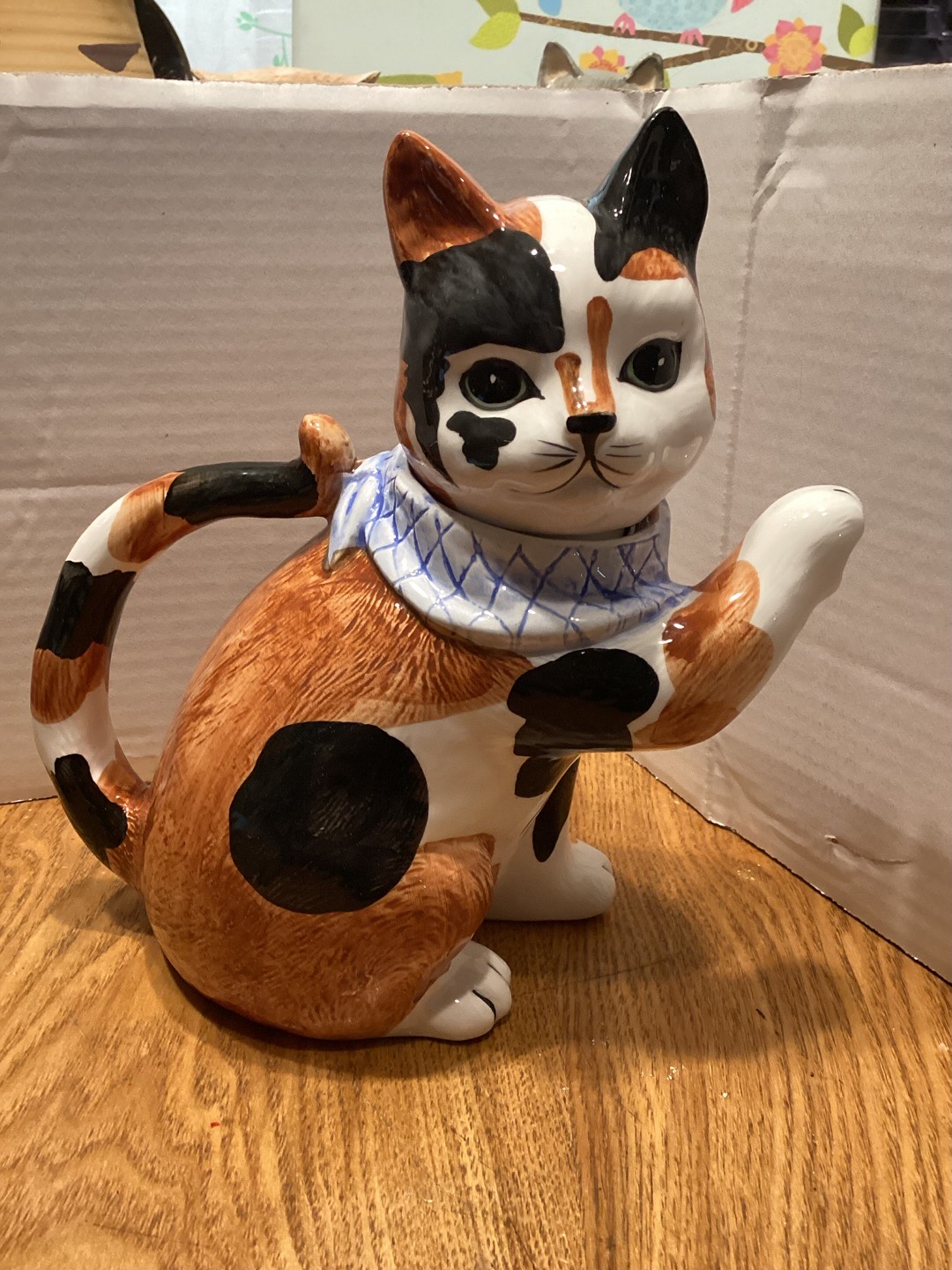 Adorable, Calico Cat Teapot