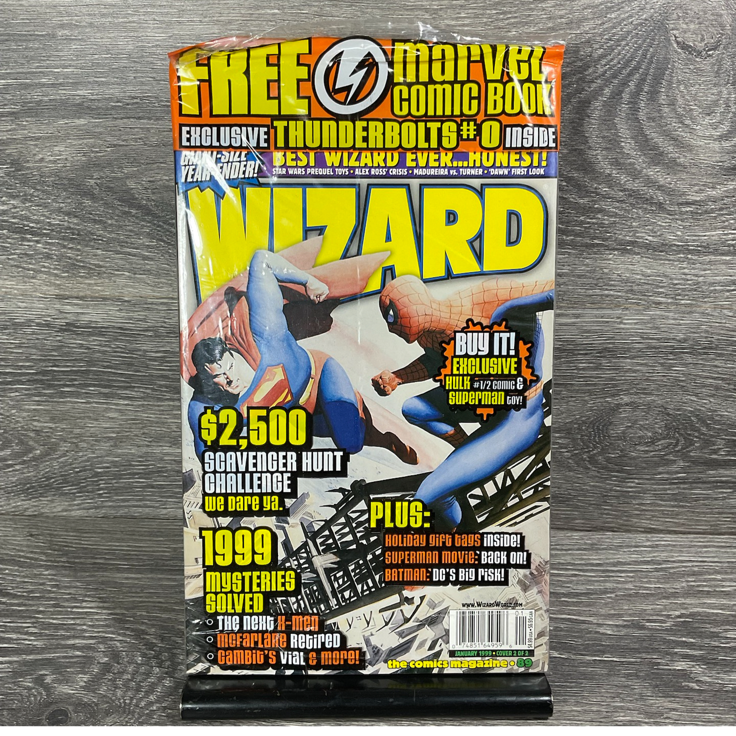 #37 Wizard Magazine Jan. 1999 Superman W/bonus Comic Book