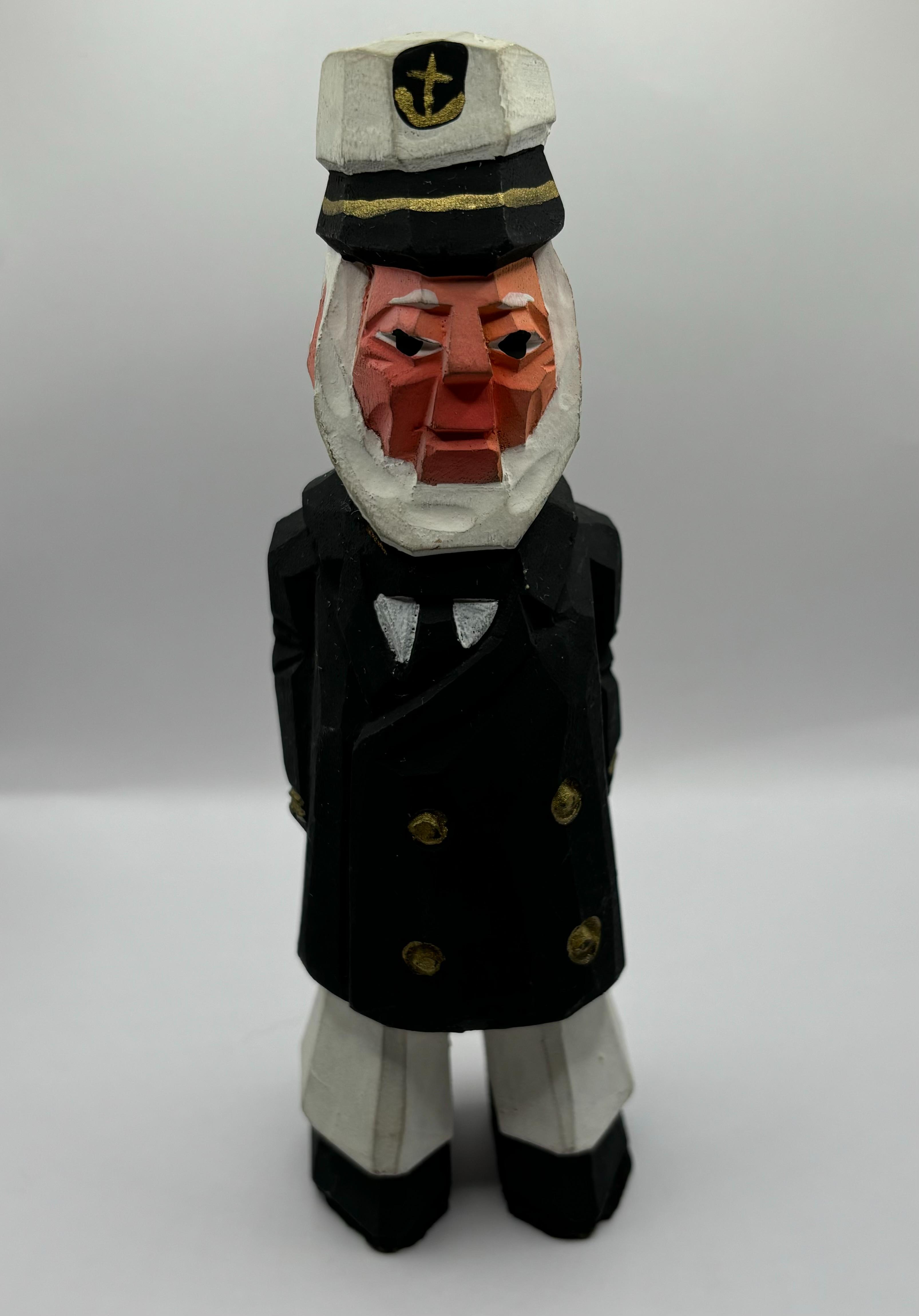 Vintage Hand Carved Wood Sea Captain Made in Taiwan
