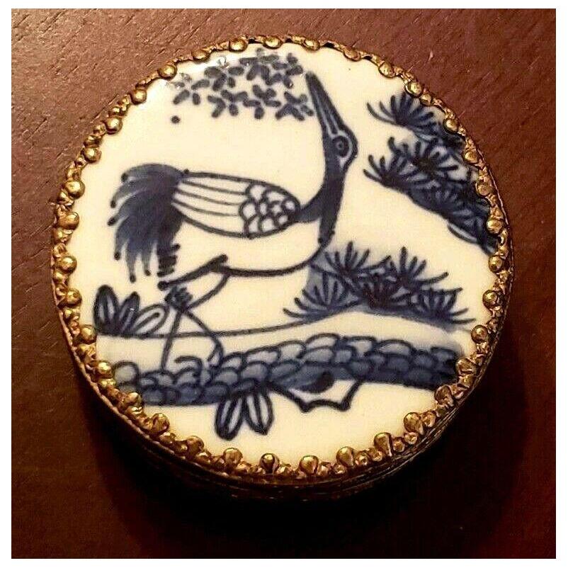 Asian Loon Bird Chinese Porcelain Shard Silver Trinket Box Blue White