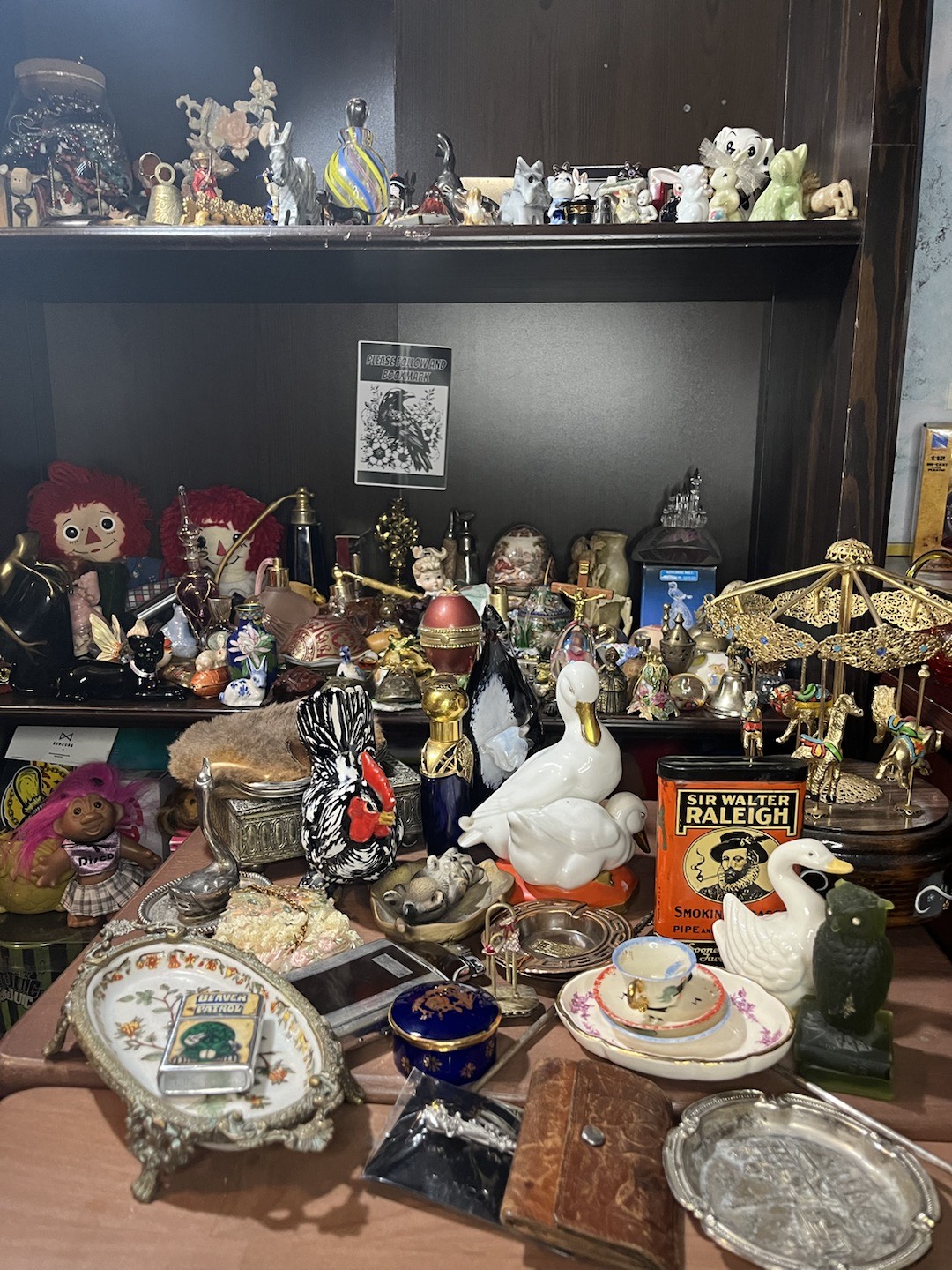 VINTAGE FINDS SO MANY ITEMS
