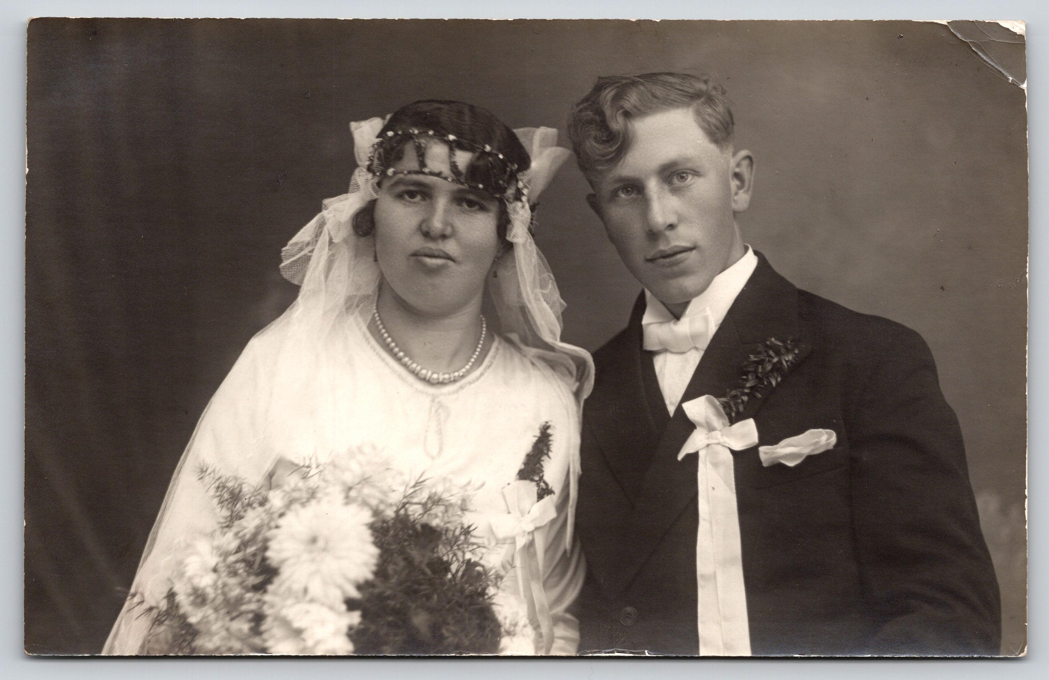 Postcard RPPC Bridge and Groom Real Photo Wedding Couple Man and Woman ...
