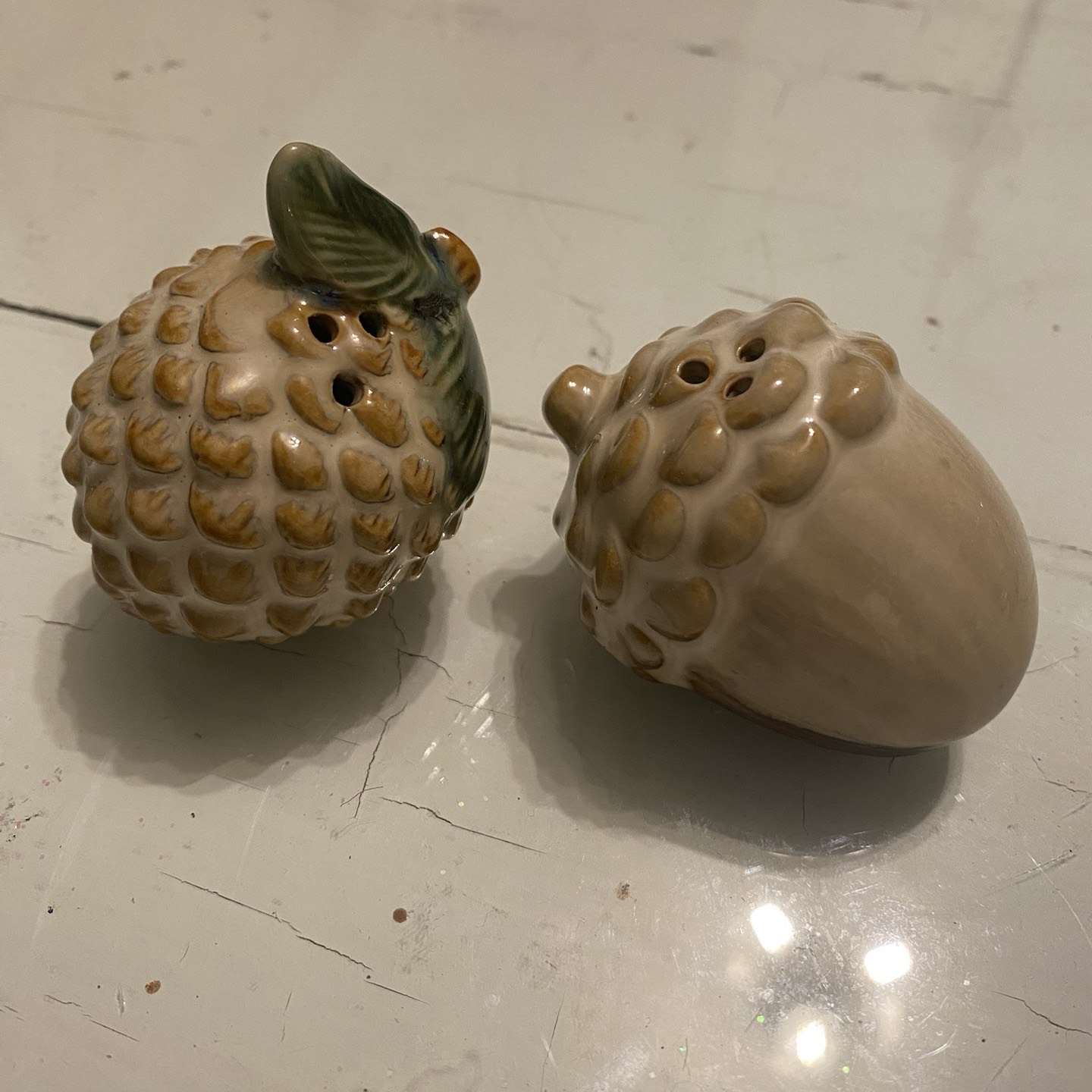Acorn Pine cone Shakers