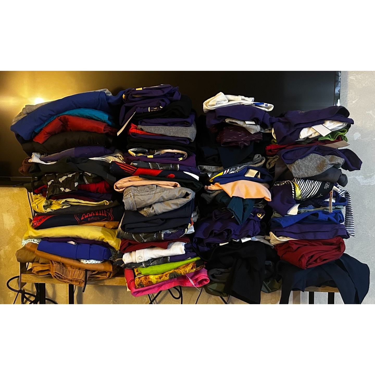 Clothing Lot Men’s/Woman's All NWT’s - 100 Pieces