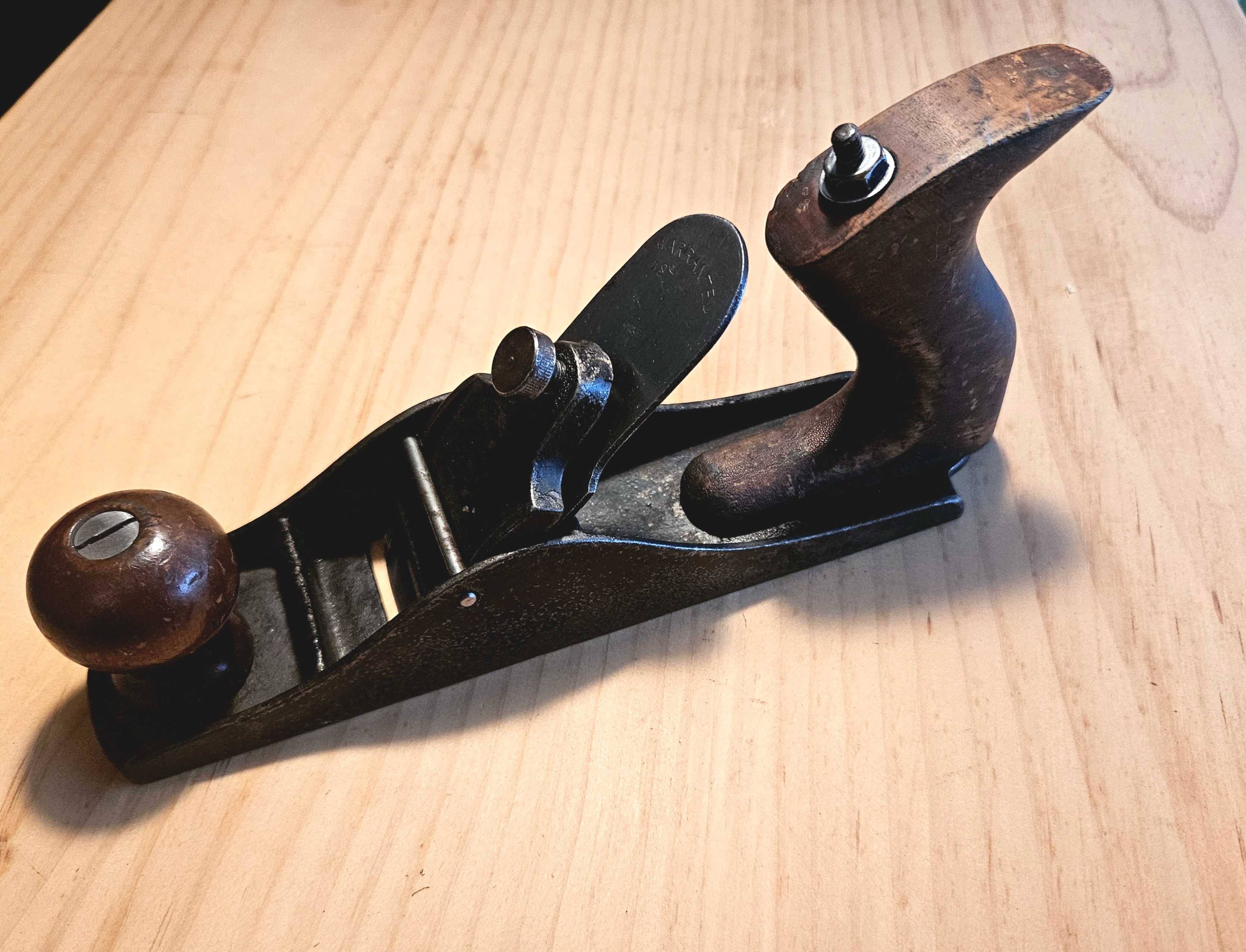 Scrub plane