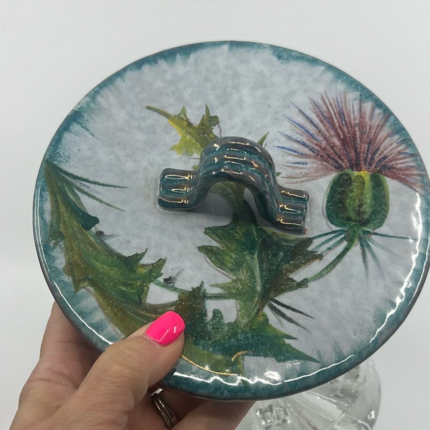 Italian Pottery Thistle Covered Dish Trinket Box 6.5Dia 4H