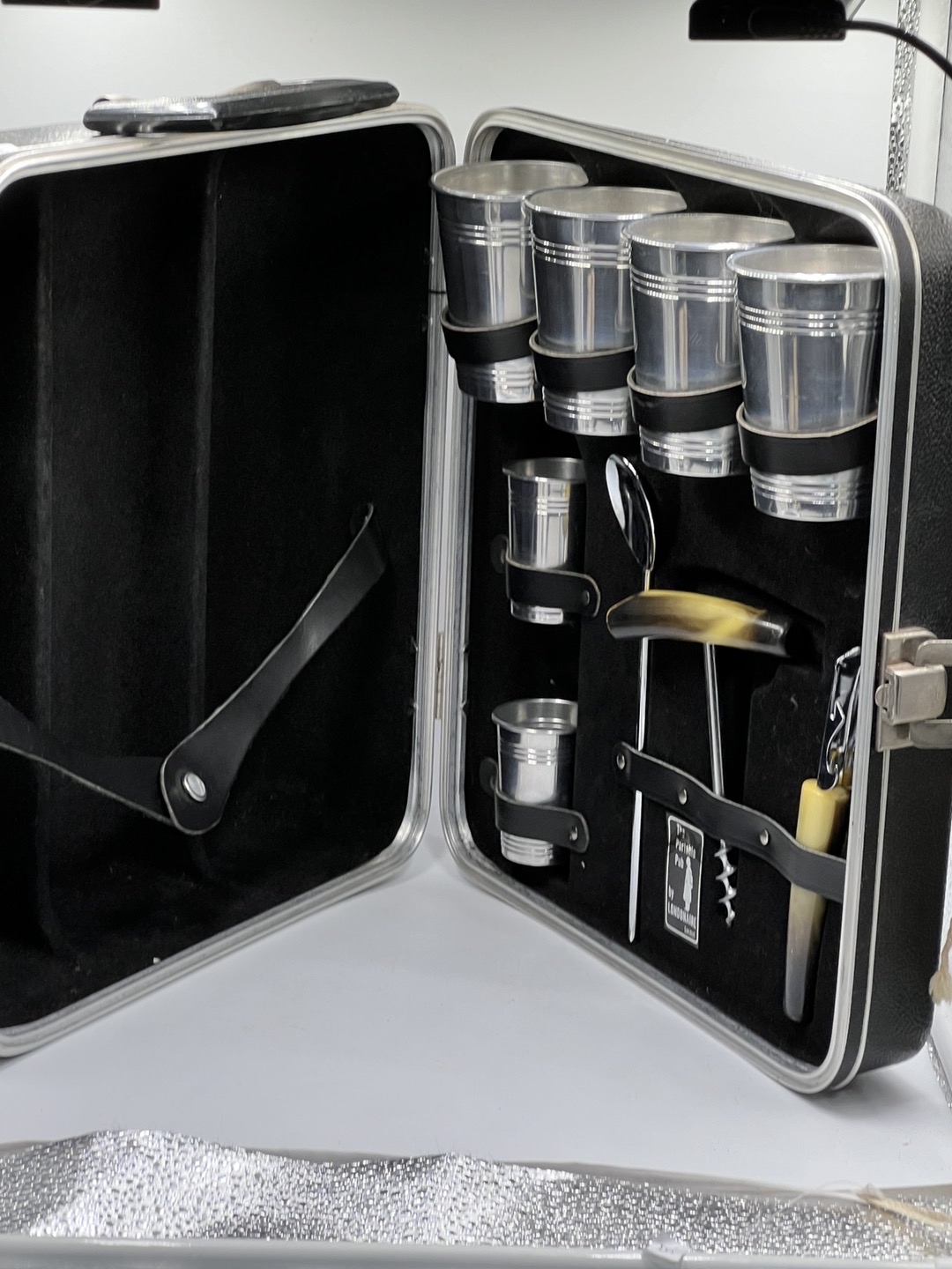 Vtg The Portable Pub Case By Londonaire Limited