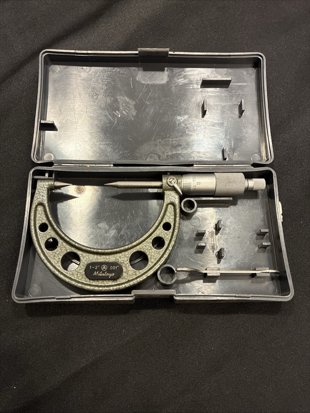 Mitutoyo 112-226 Point Micrometer 1-2” .001” Ratchet 30° With Case & Wrench