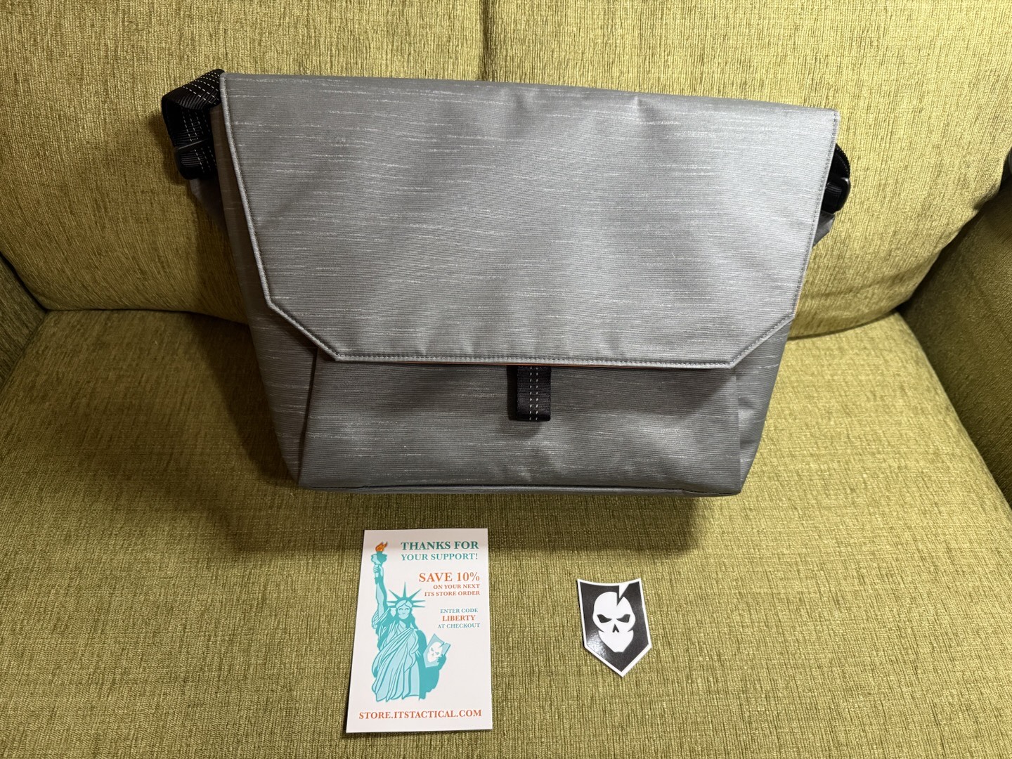 ITS Discreet Messenger Bag - Brand New