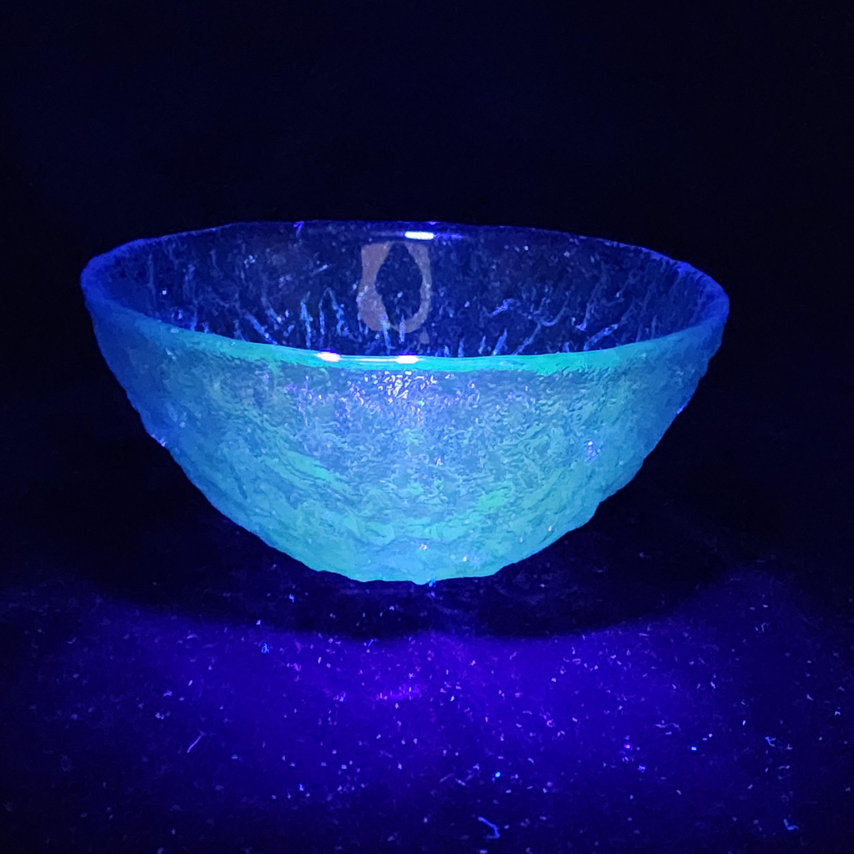 Aqua Blue Glass Bowl UV Glow Textured Smooth Inside 6" Diameter VTG