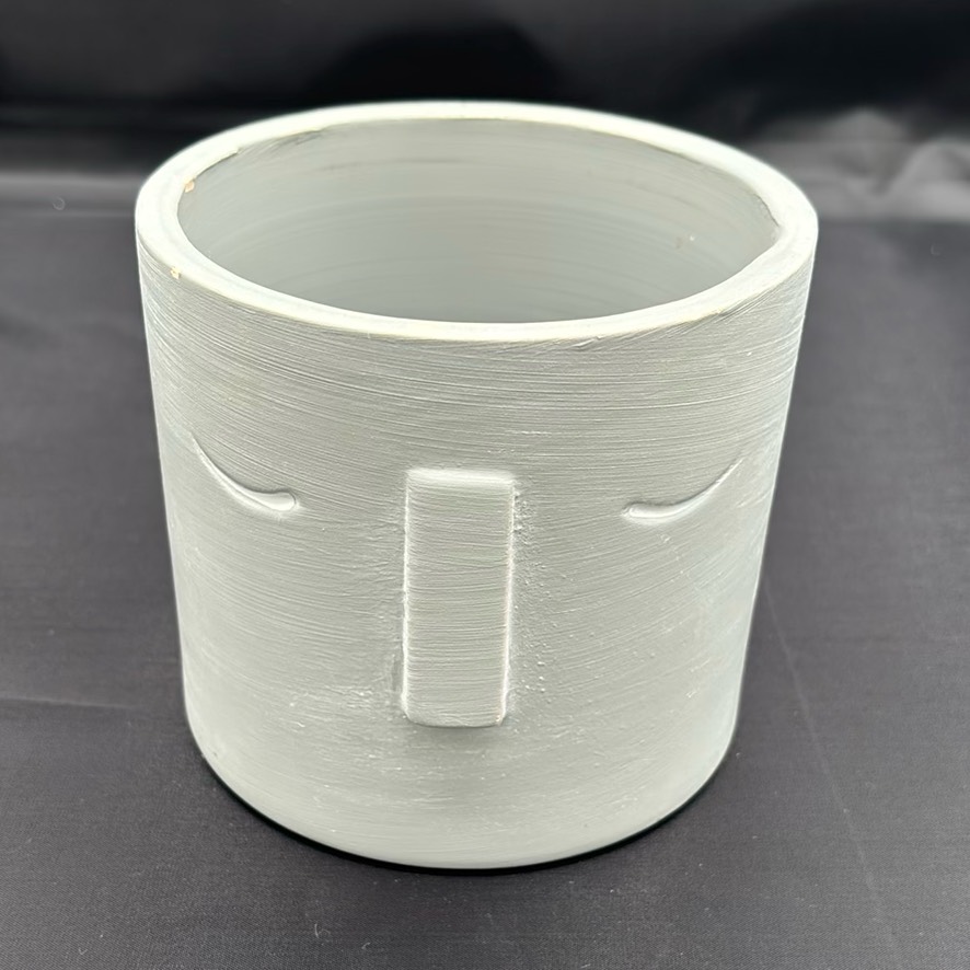 Planter- gray cement face