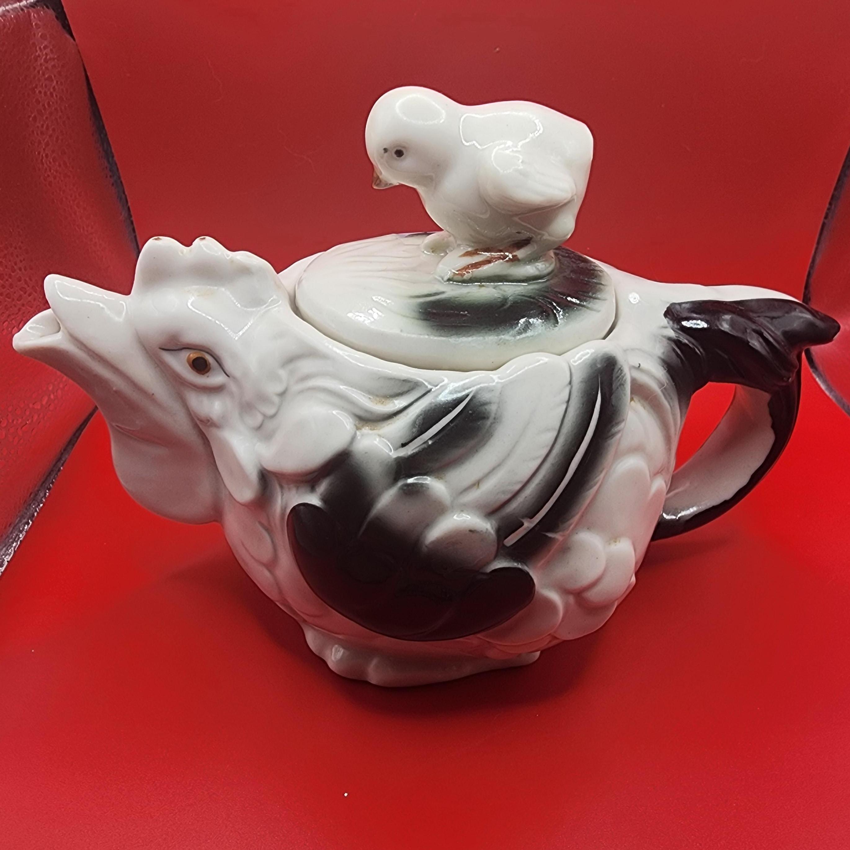 Chicken Teapot With Chick On Top