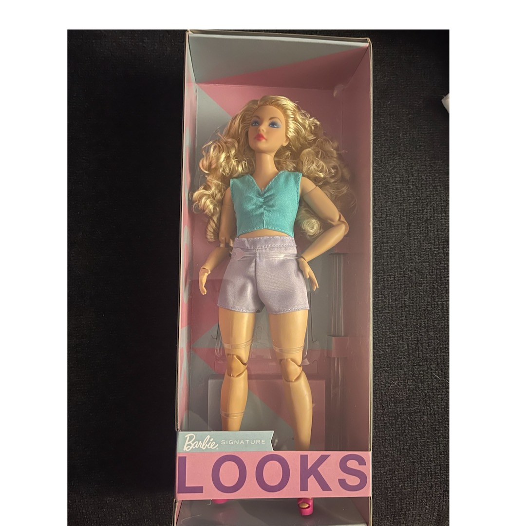Barbie Signature Looks #16