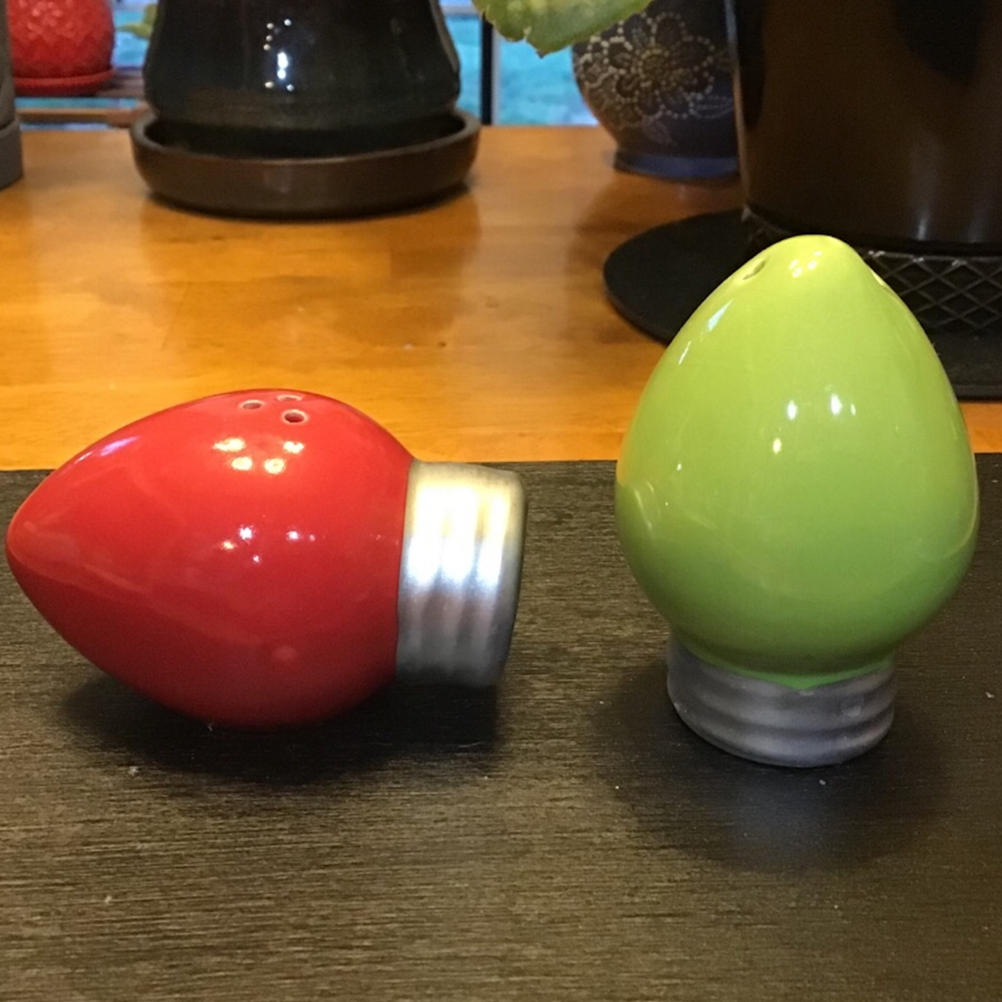 Old Fashioned Christmas Lights Salt and Pepper Shakers Green & Red