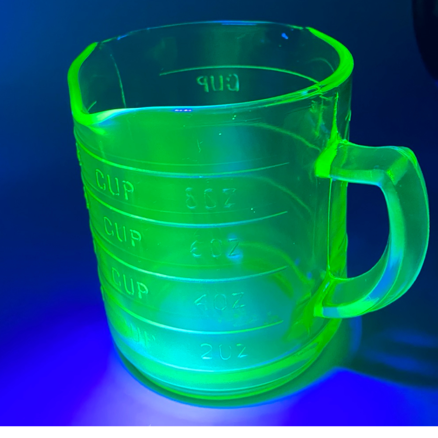 # 009 Vintage 1930’s Kellogg’s Uranium Glass Measuring 1 Cup, 8 OZ, Cup ...