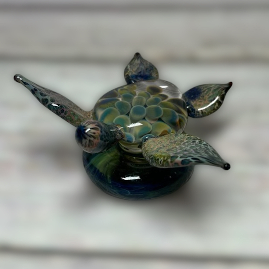 A015- Boomwire Glass Sea Turtle mini Lampwork paperweight