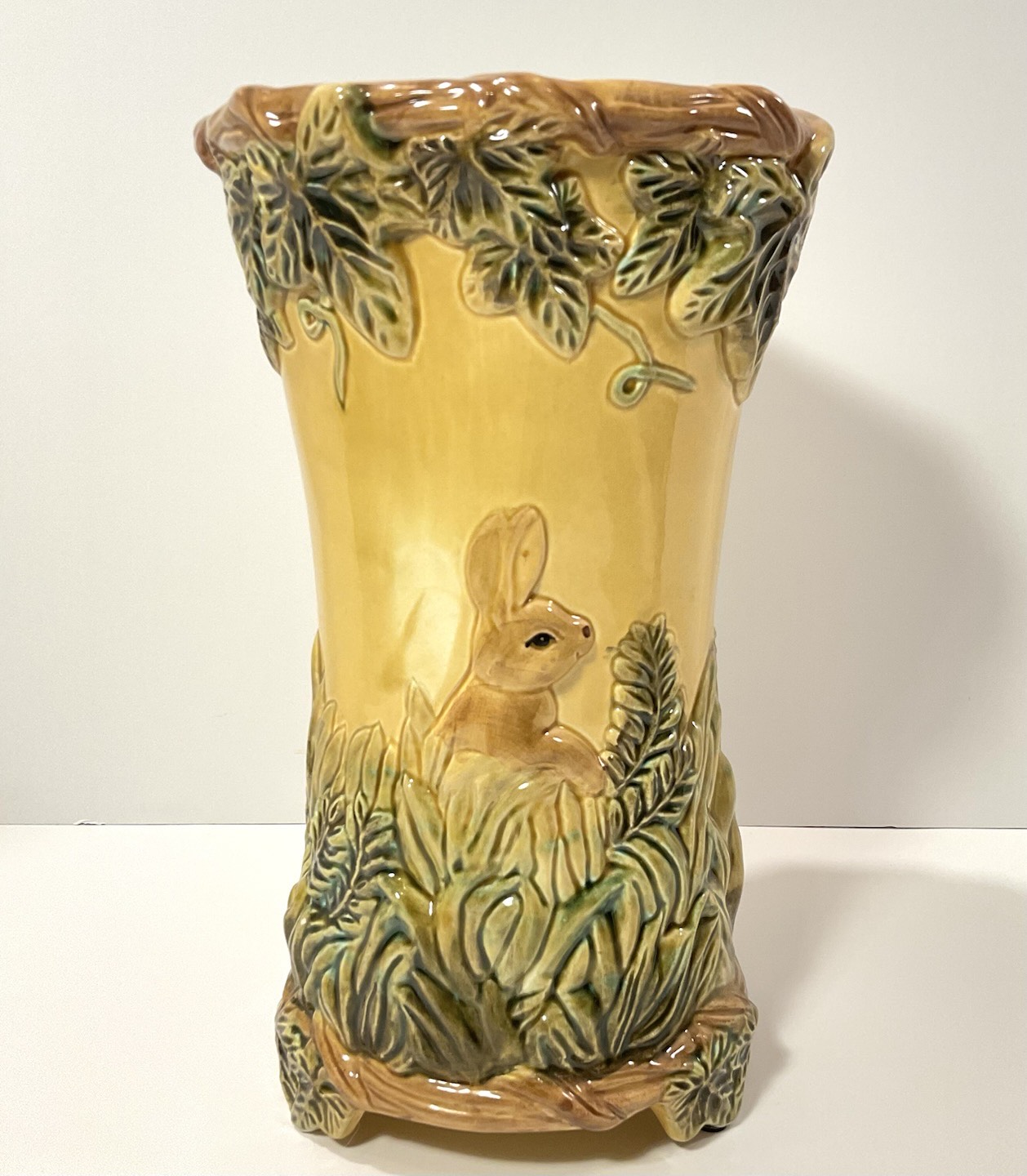 Beautiful Pottery Vase W/Rabbits In The Style Of Majolica