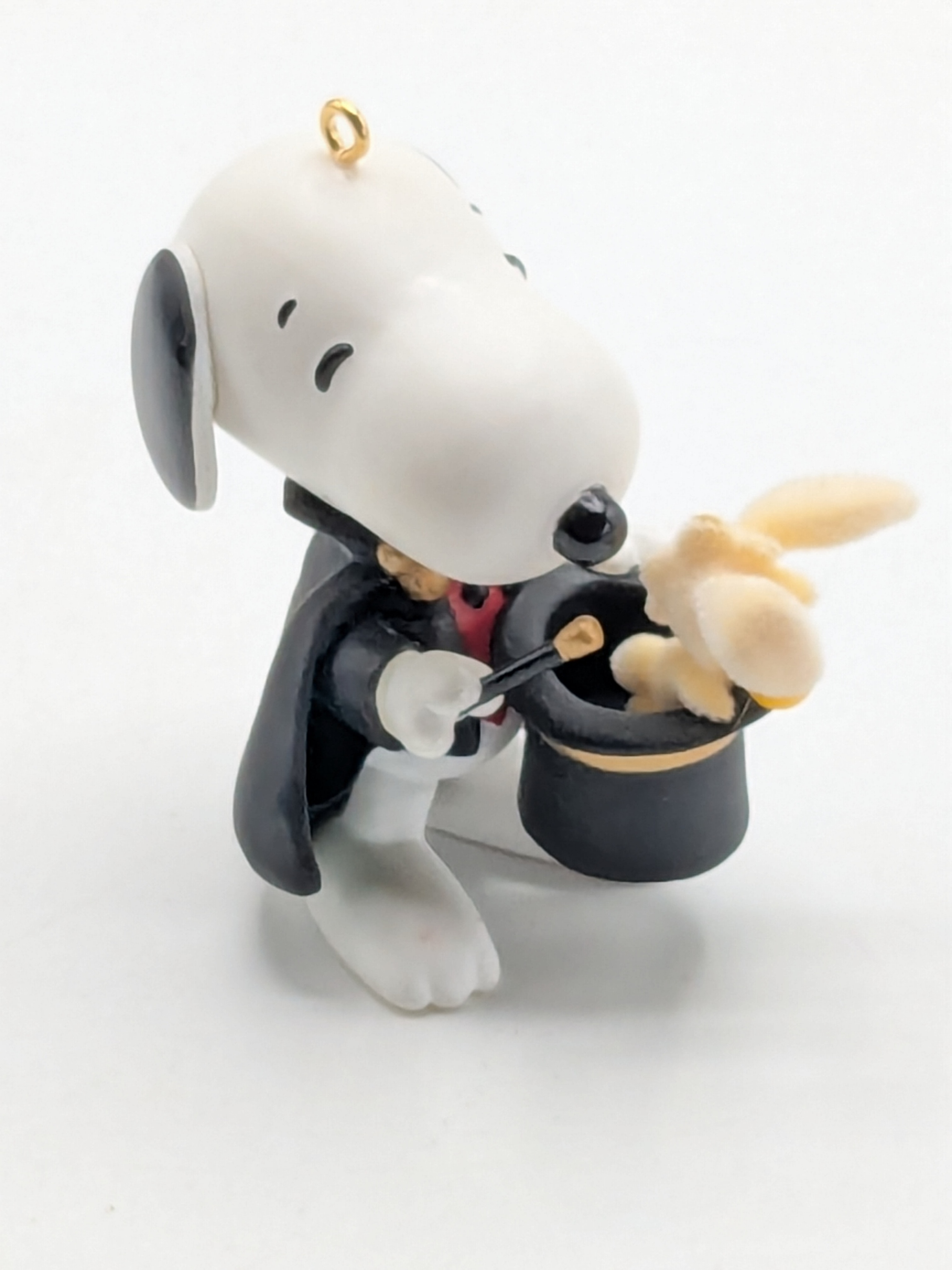 Hallmark Snoopy the Magnificent Christmas Ornament 2005