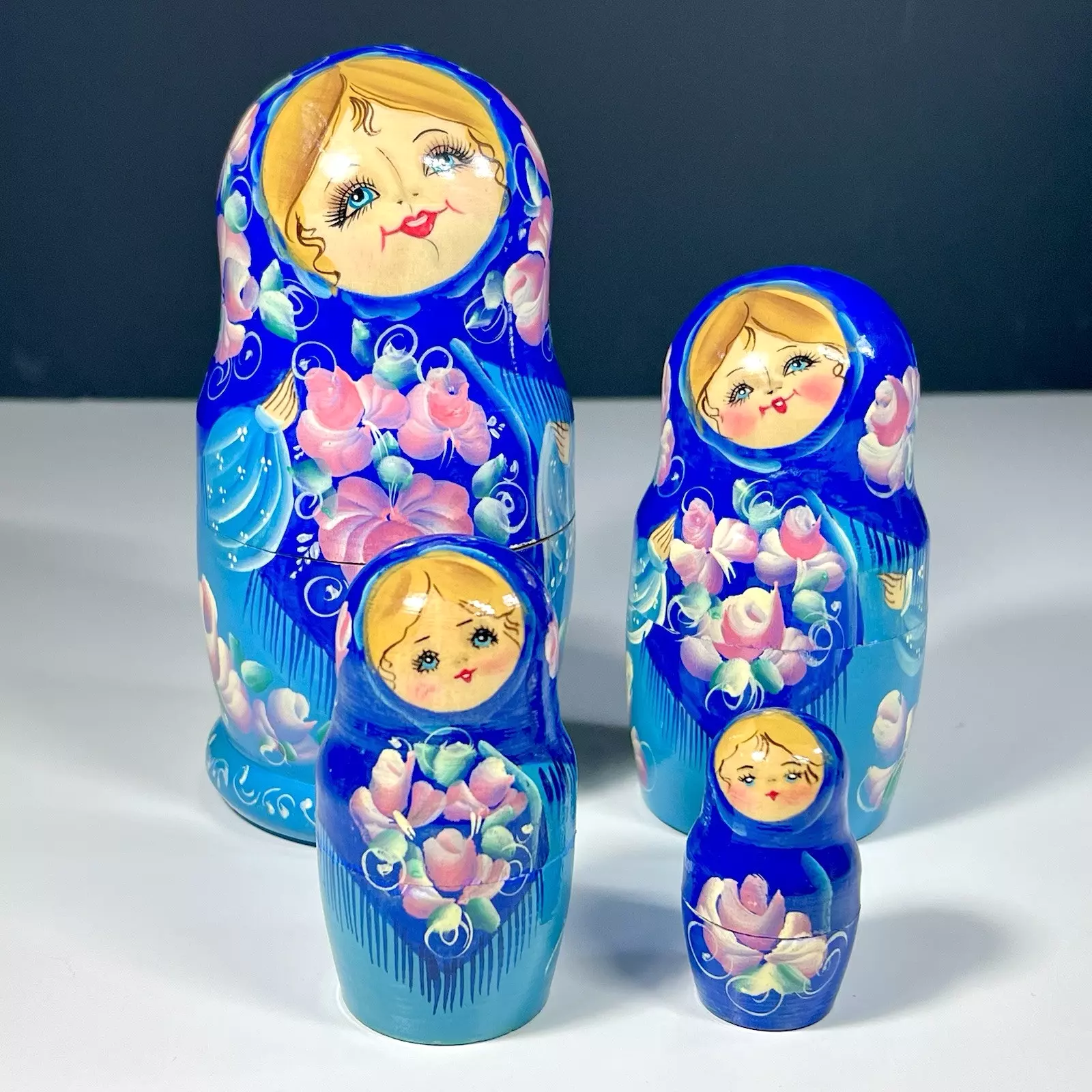 Vintage Hand Painted Russian Matryoshka 4 Piece Set 6” Nesting Dolls Signed