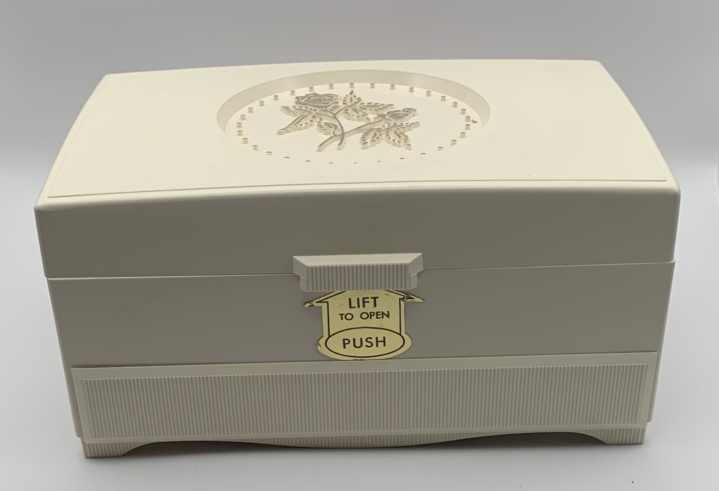 VTG 1960s Jewelry Box Cream Color Plastic With Flowers And Red Satiny ...
