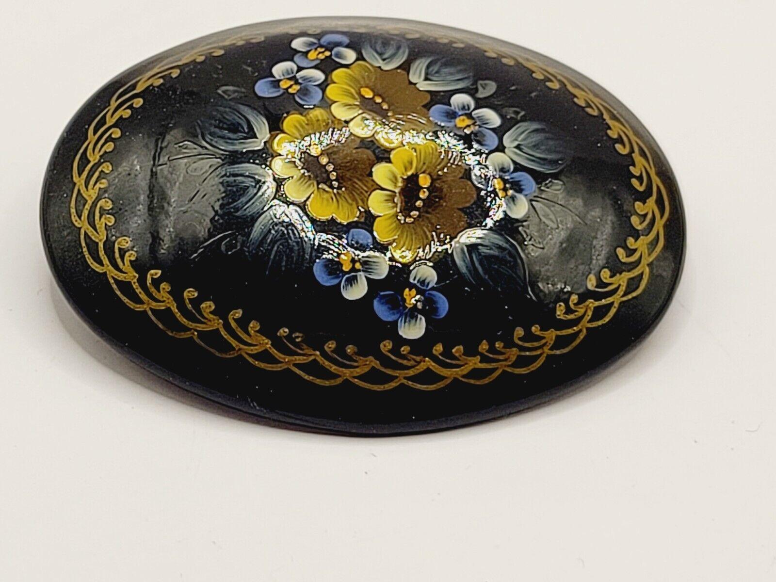 Signed Russian Painted Vintage Brooch (A239)