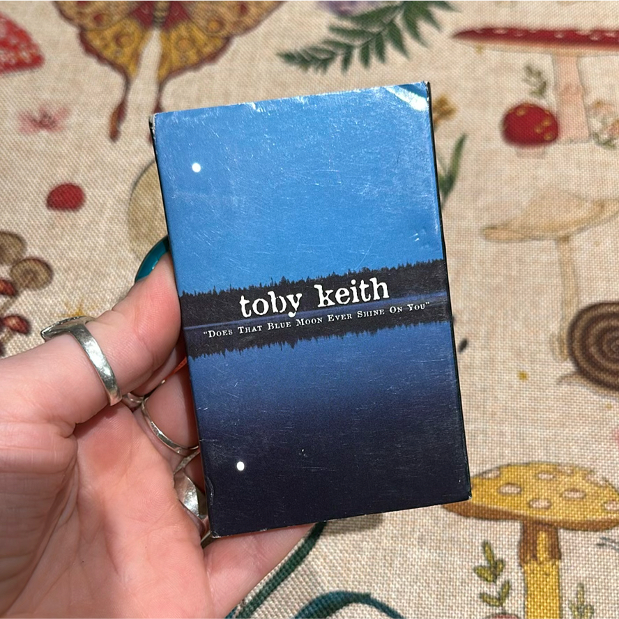 Toby Keith Does The Blue Moon Ever Shine On You
