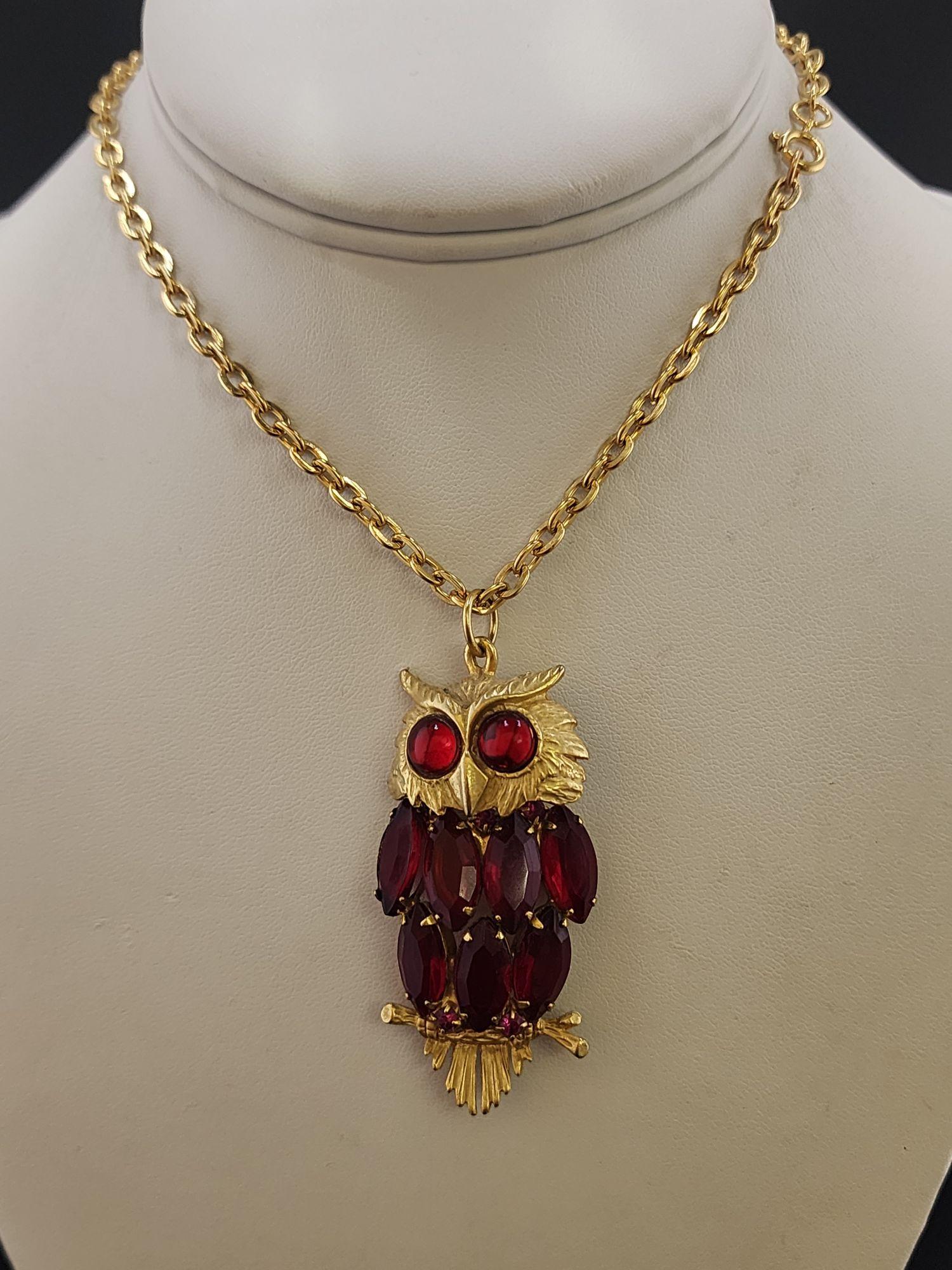 Vintage Super Cute Glass Rhinestone Articulating Owl Pendant Necklace