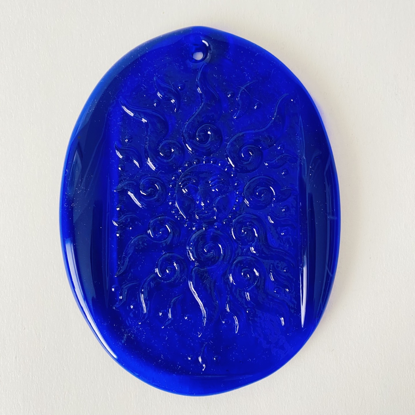 Cobalt Blue Impressed Sun with Rays Oval Glass Suncatcher, 5.25" tall x ...