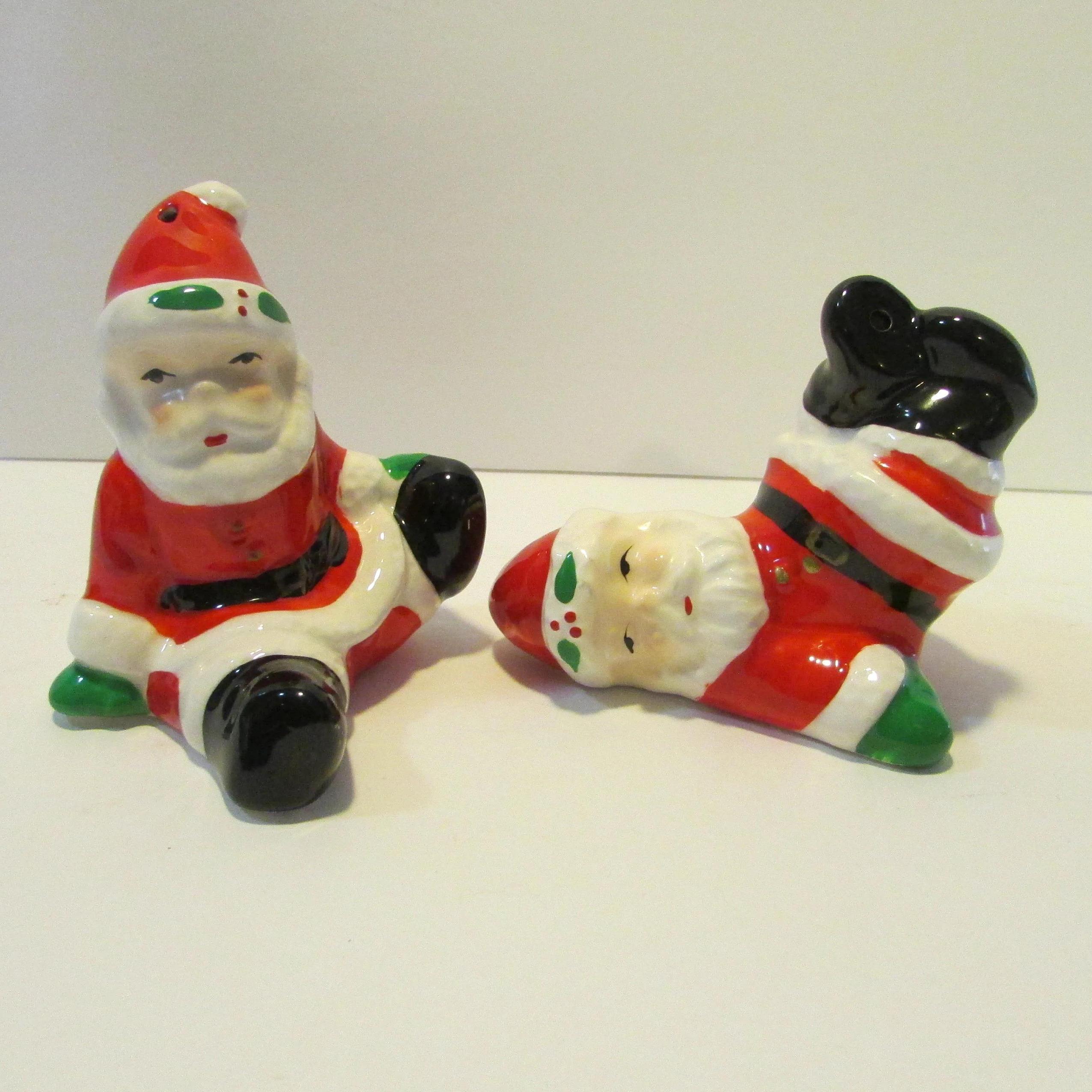 vintage Lego tumbling Santa salt and pepper shakers set Christmas decor