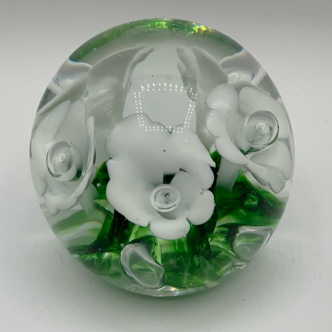 Gibson 1989 5 Flower Paperweight 3"
