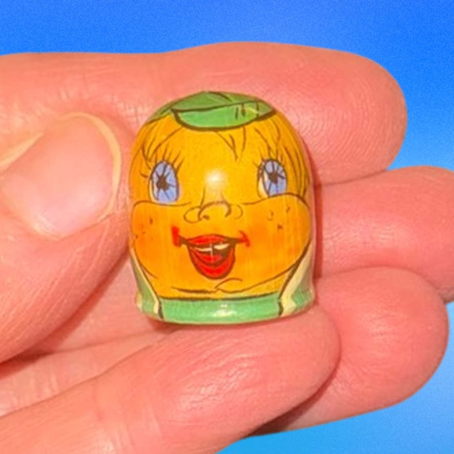 Vintage Wooden Thimble, 1”