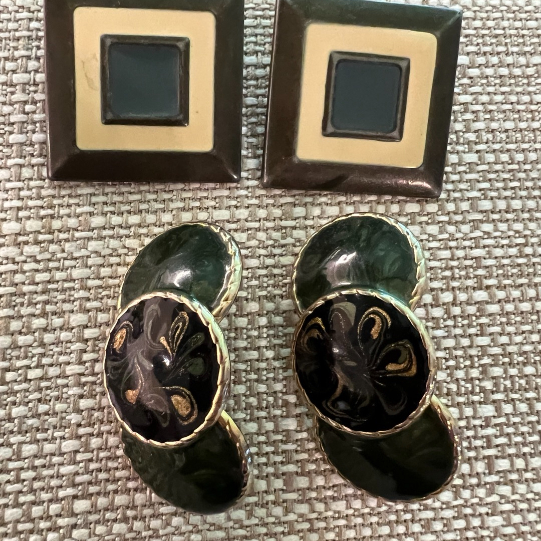 Enamel Square And Triple Disc Pierced Earrings #DA-17