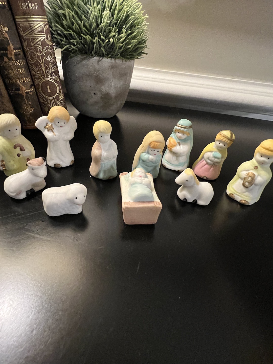 Miniature Kawaii Nativity Christmas Set. 11 Pieces. Hand Painted Porcelain