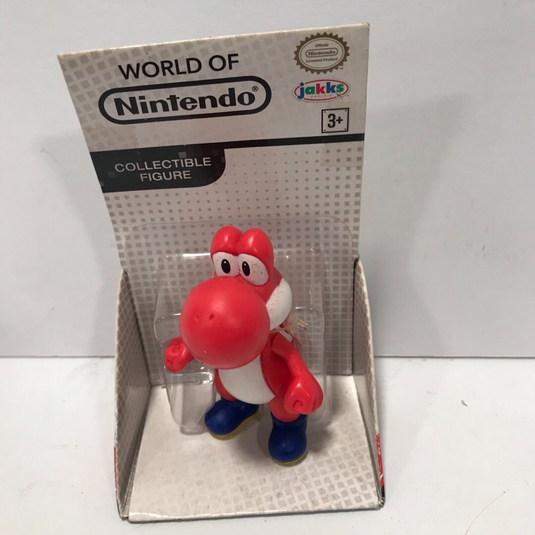 Nintendo Figurine Red