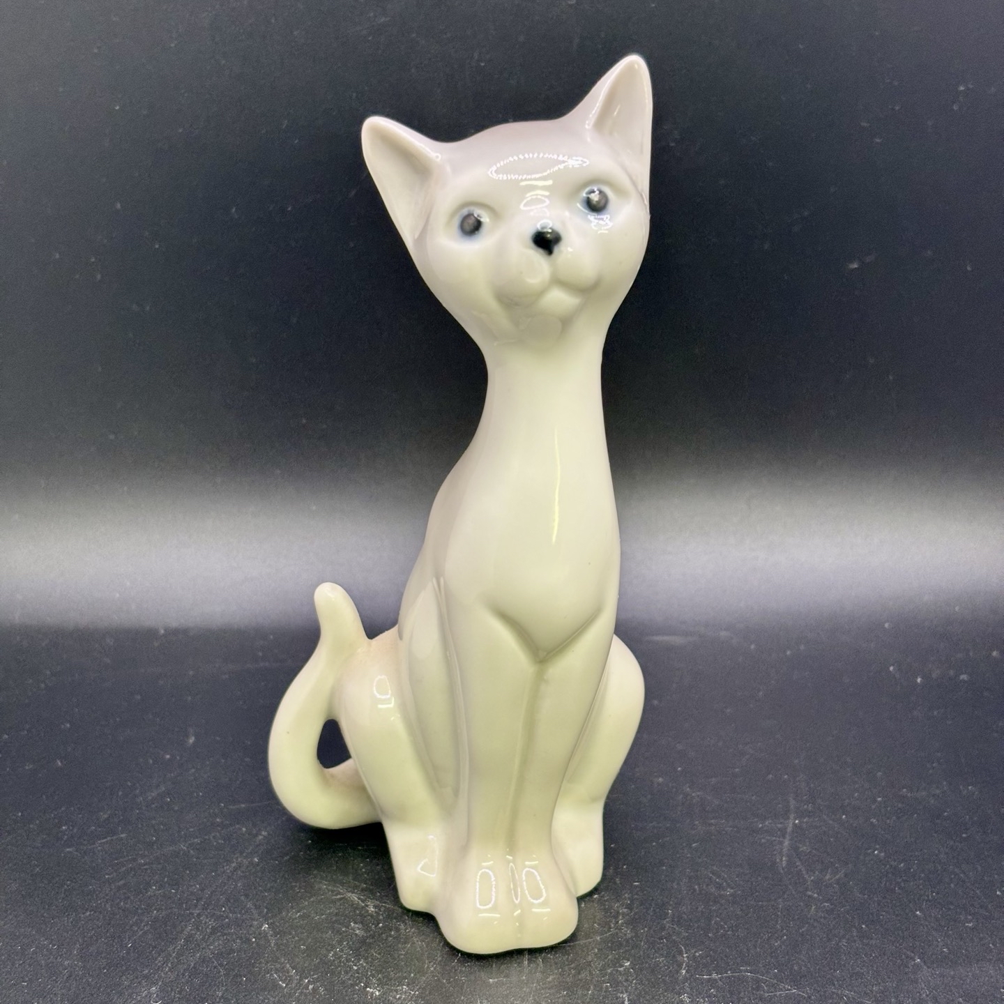 White Porcelain Cat Sitting Decorative Kitty 5.5”