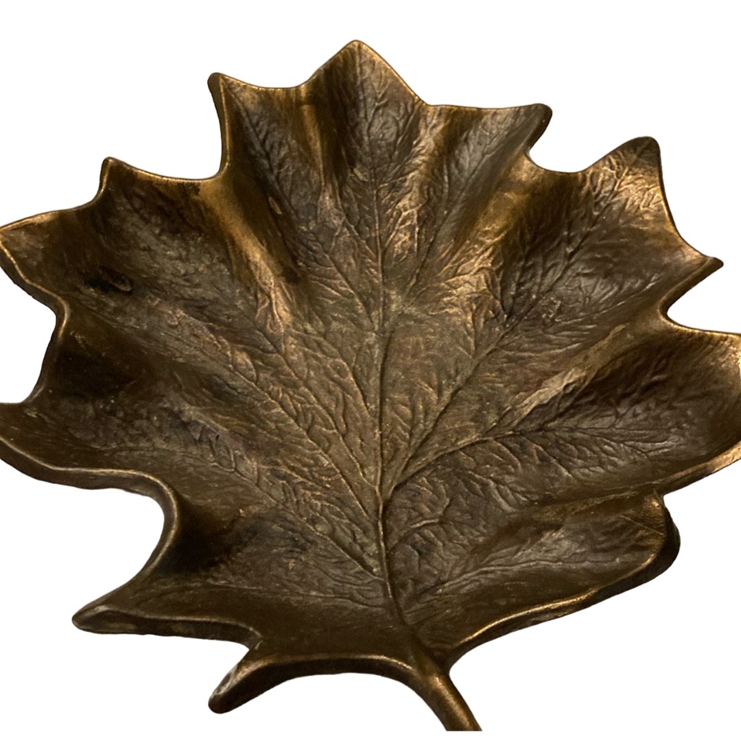 Vintage Bassick-Sack 8520 Metal Leaf Trinket/ Nut Dish