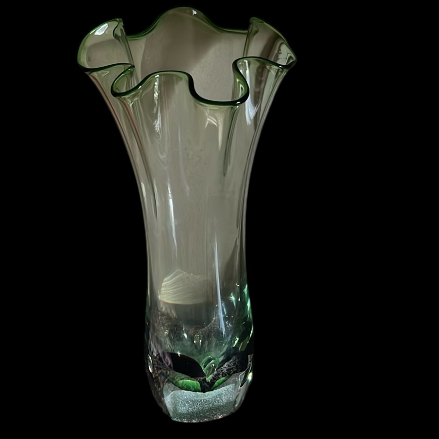 18. Unique Crystal Green Vase Hand Made in Poland Art Deco Glass ...