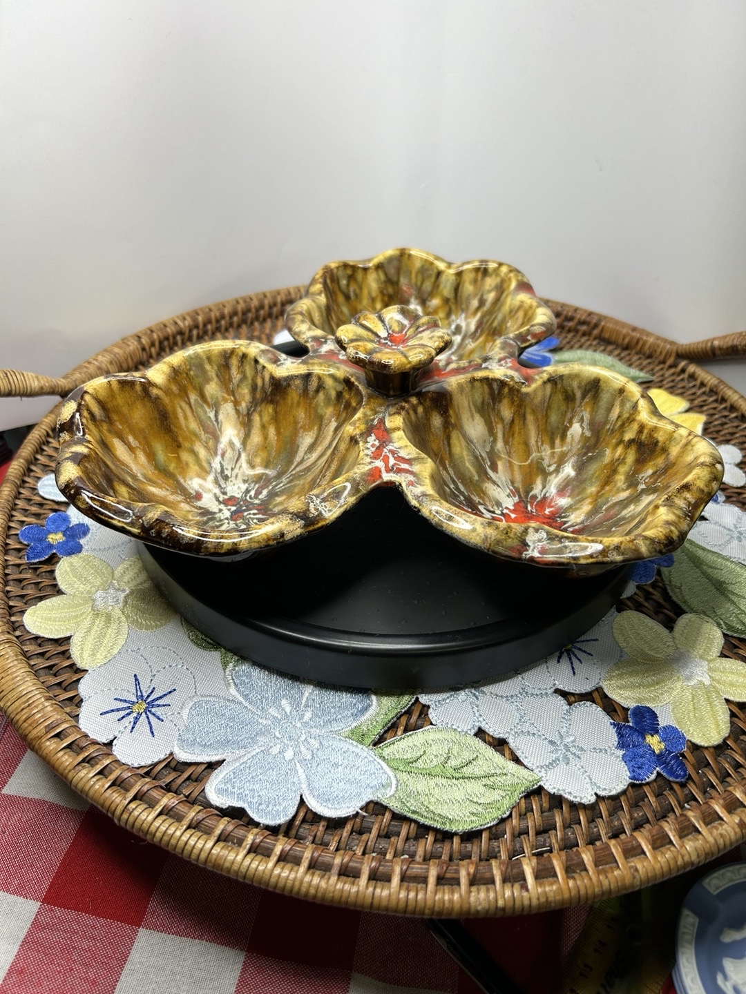 MCM Three Bowl Condiment Dish w/handle